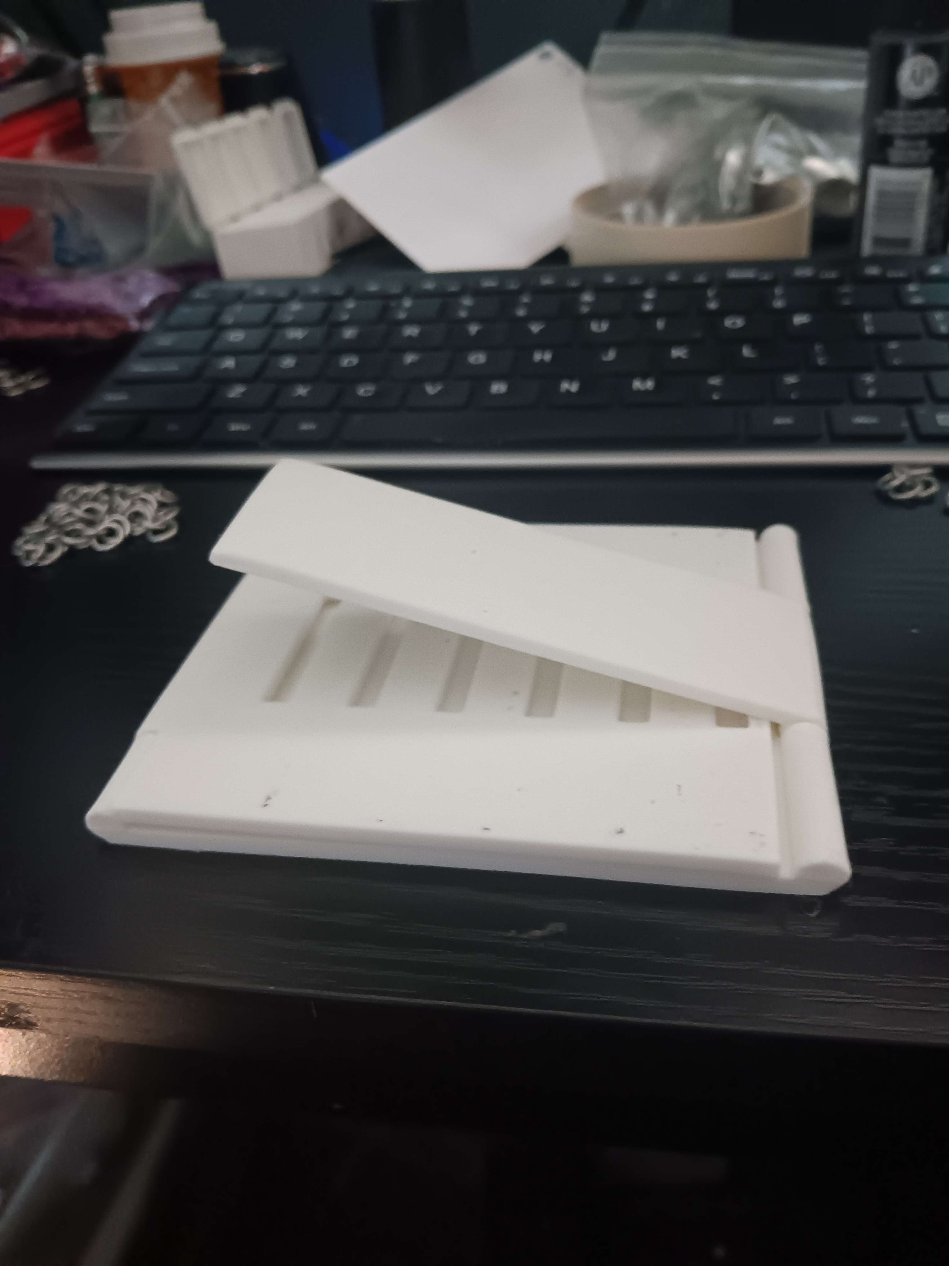 Puck Light Holder Stand by Des Troy | Download free STL model | Printables.com