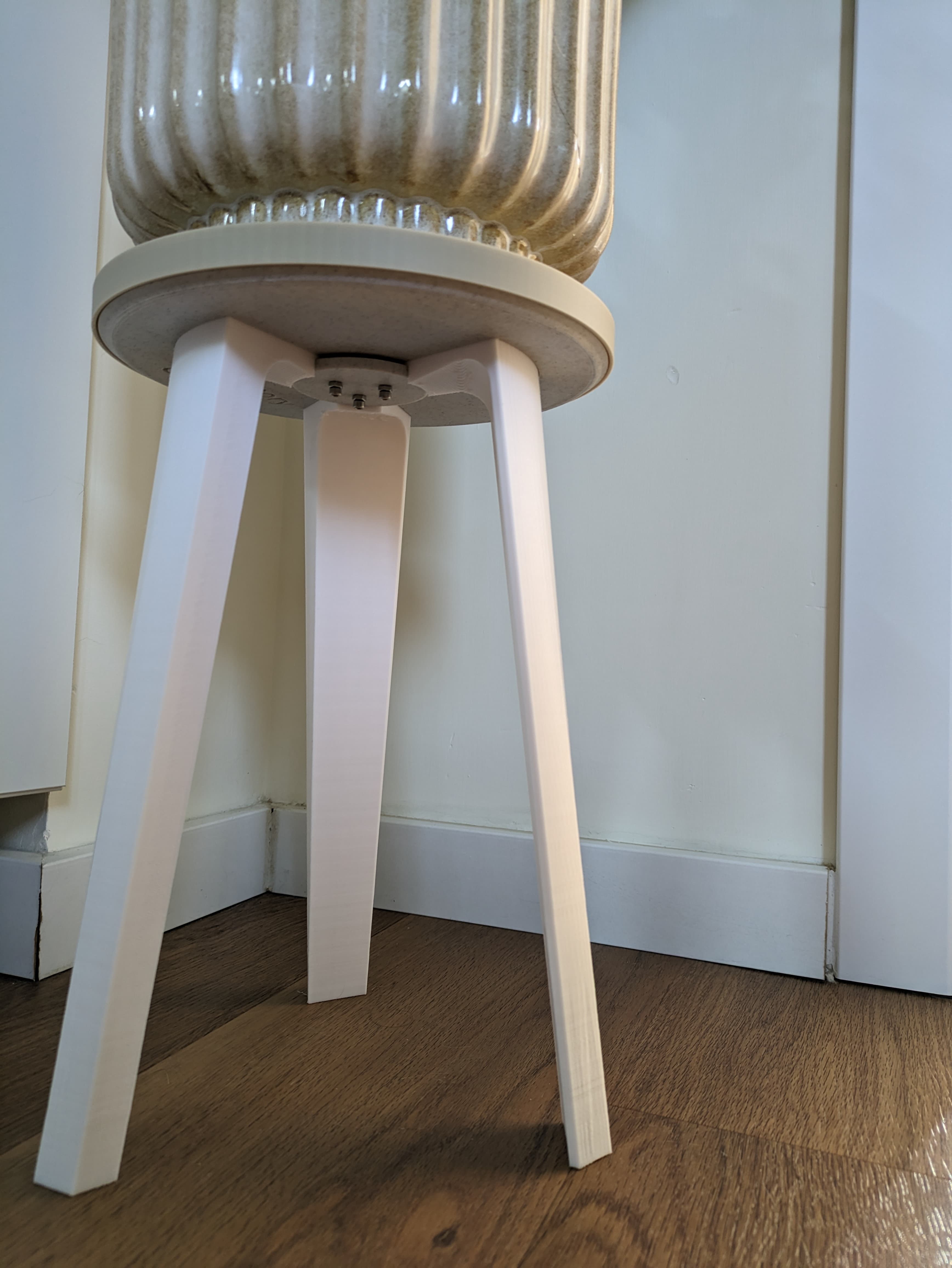 Tripods Table by SKFactory3D | Download free STL model | Printables.com