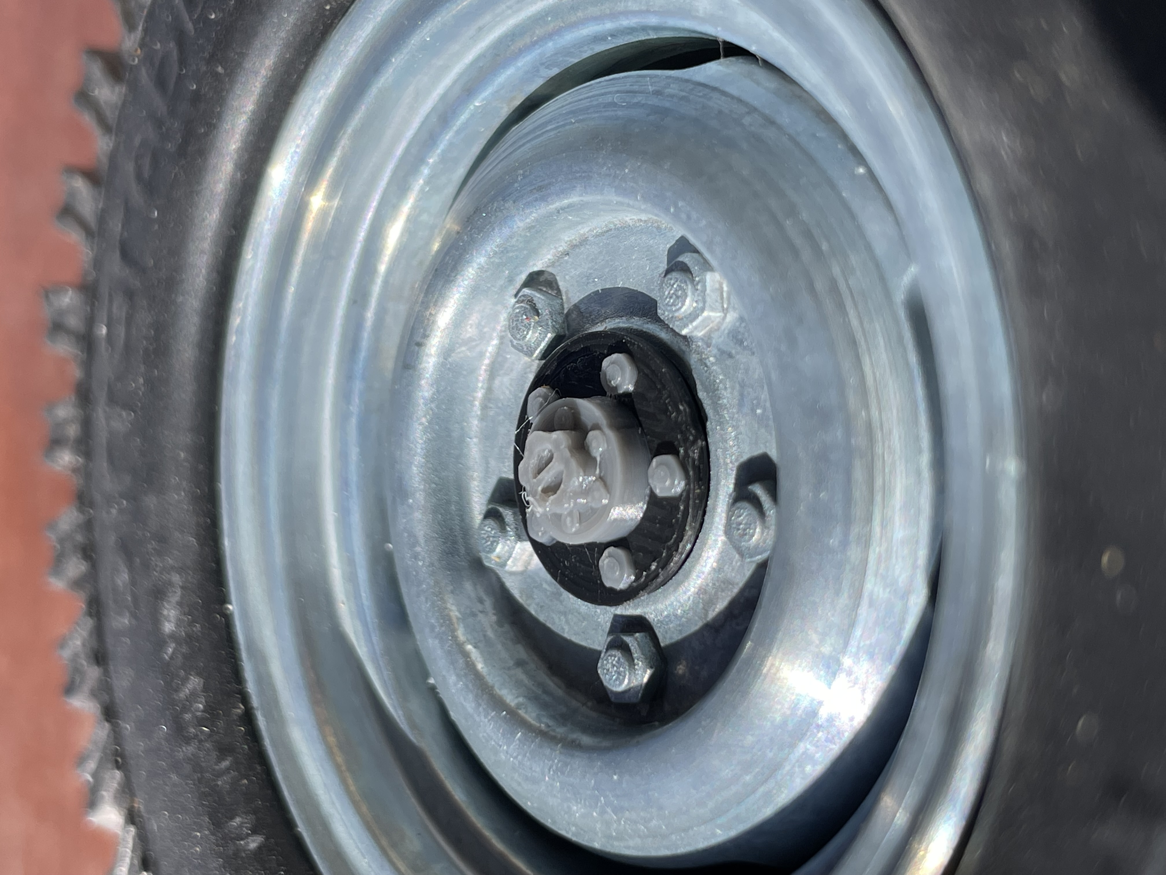 RC Crawler Rim/Wheel Nut Cover Center Caps Hubs 1:10 by FabianR ...
