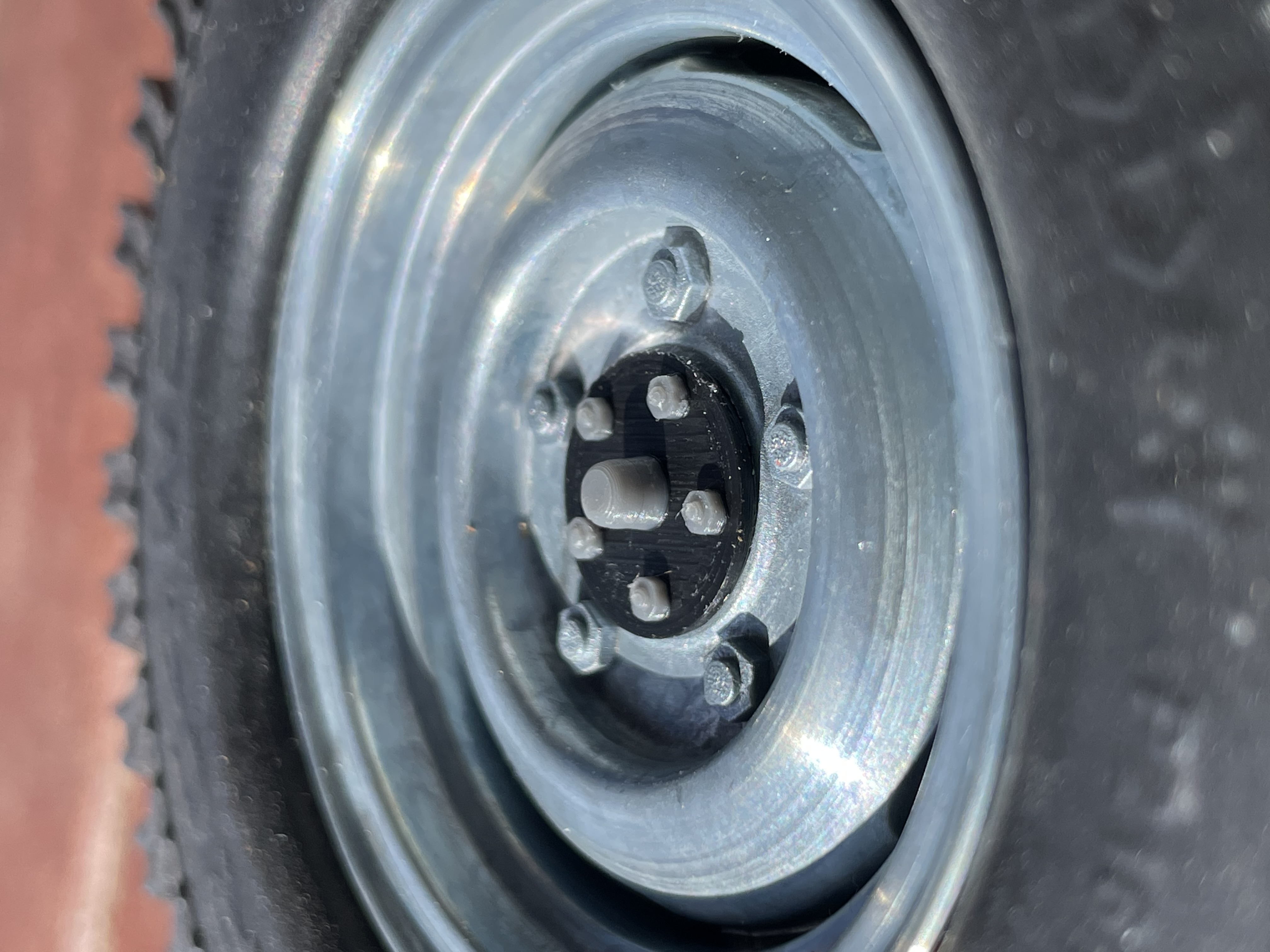 RC Crawler Rim/Wheel Nut Cover Center Caps Hubs 1:10 by FabianR ...