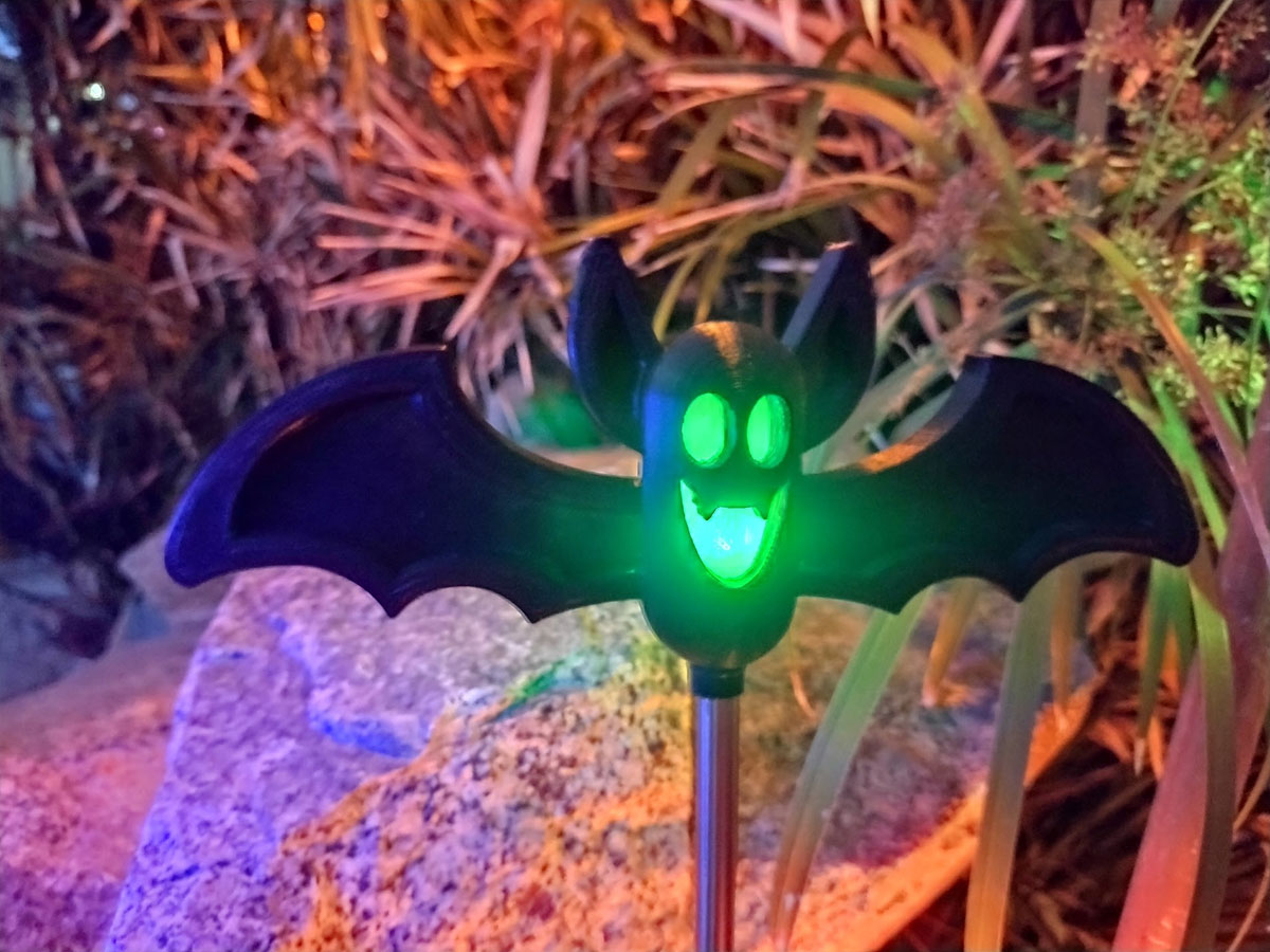 Halloween Yard Solar RGB LED Toppers (Ghost, Bat and Jack-O-Lantern) by ...