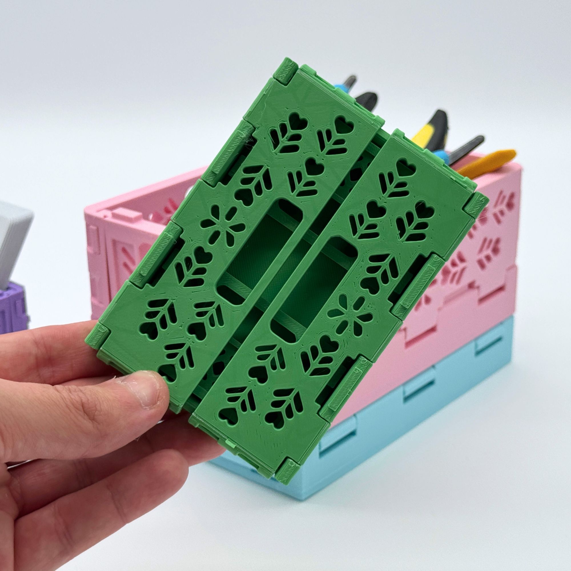 3D Printable Floral Foldable and Stackable Crates by Brandon Santana ...