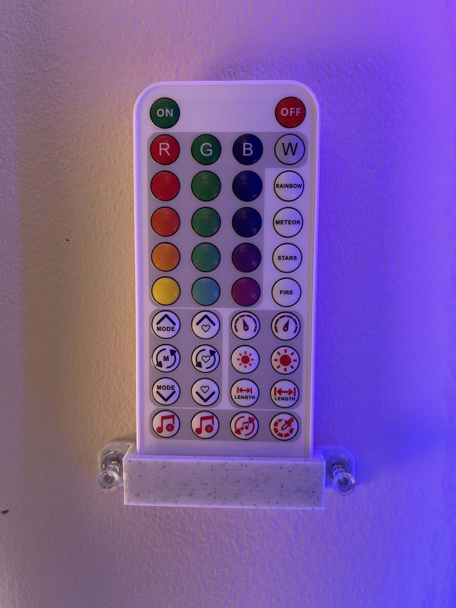 Led Remote Wall Mount by Ihedgehog | Download free STL model ...