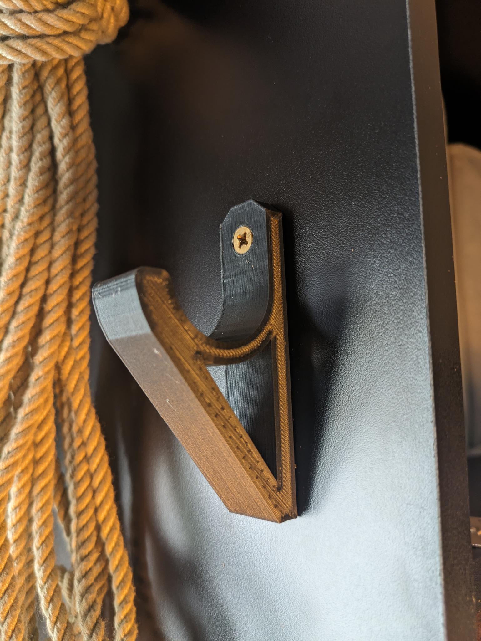 Wall hanger hook - simple & sturdy by Eric Charles | Download free STL ...