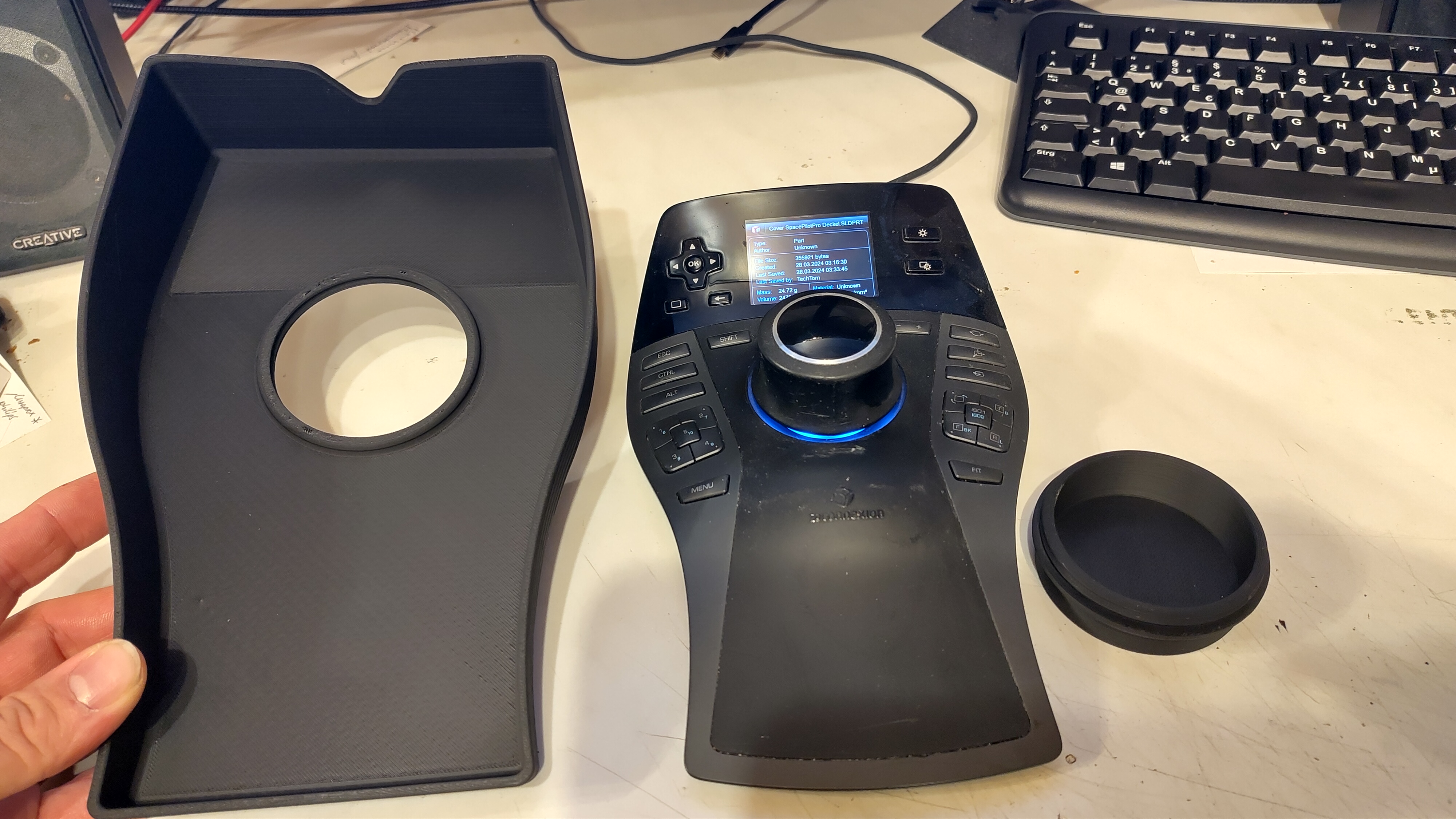 SpacePilot Pro Cover (3dconnexion) by TechTom | Download free STL model ...