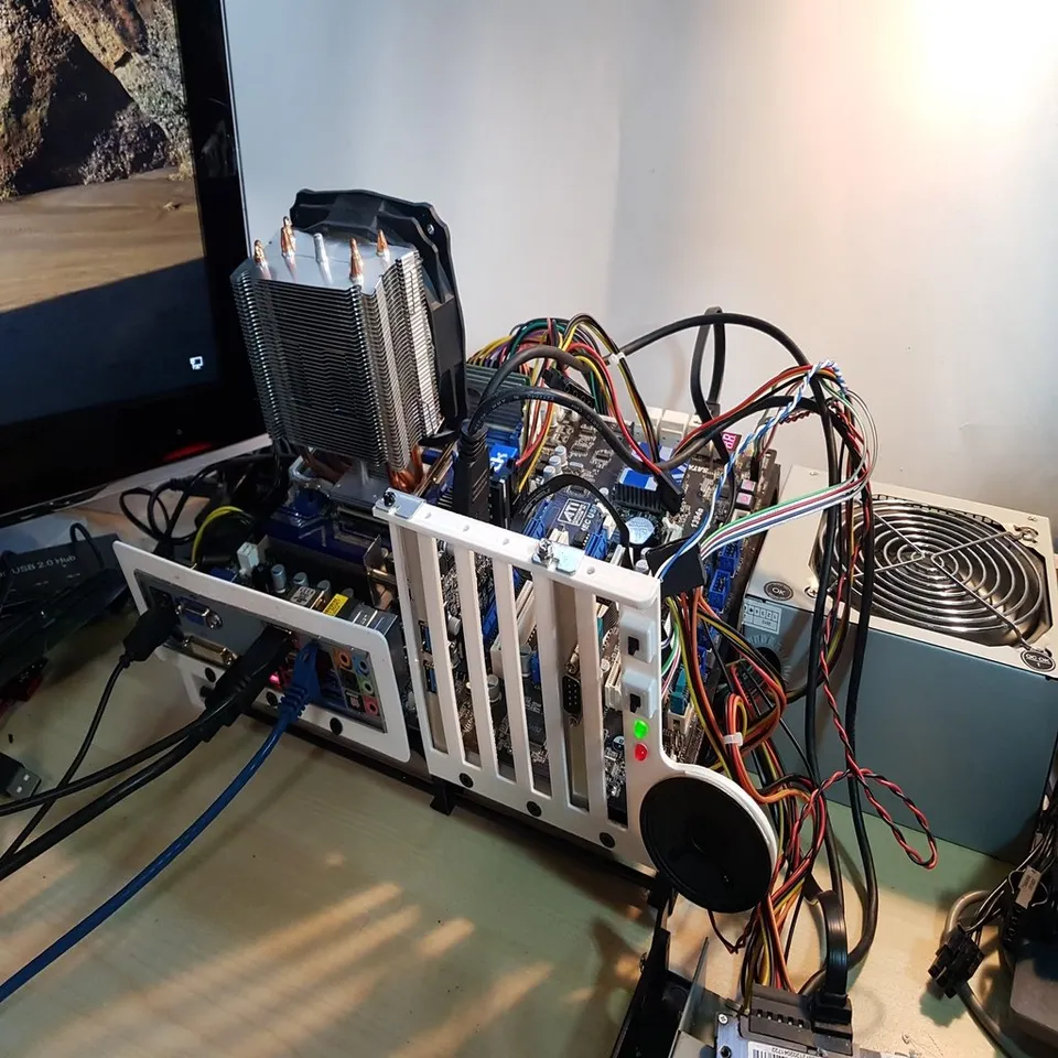 Variable PC Open Frame Motherboard Chassis by eisenfliege | Download ...