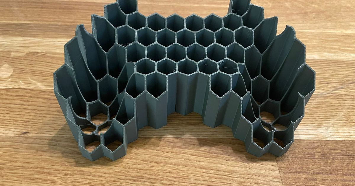 hexagonal switch pro controller stand wide version by Jloebsack ...