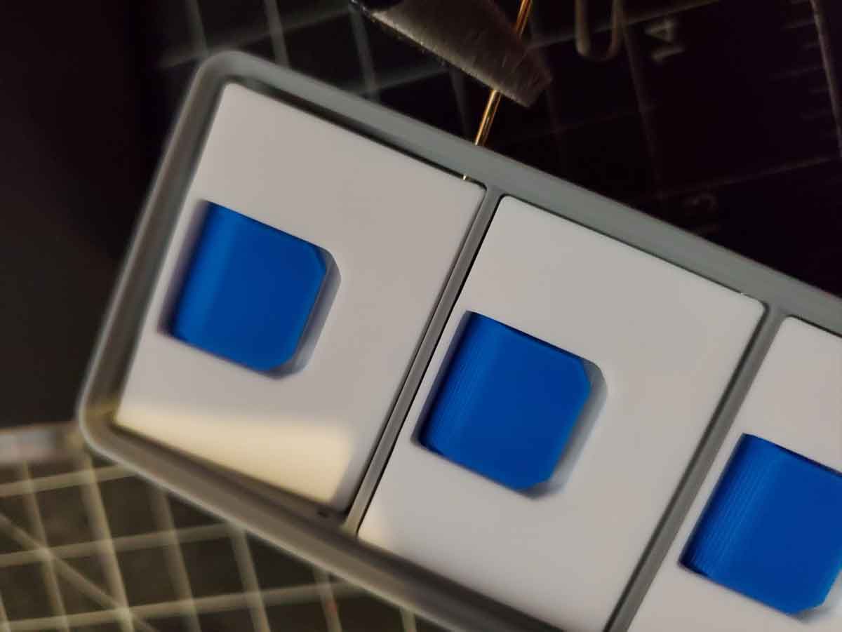 Gridfinity 1xY Multi Compartment Lidded Bins with Tabs Version 2.0 by ...