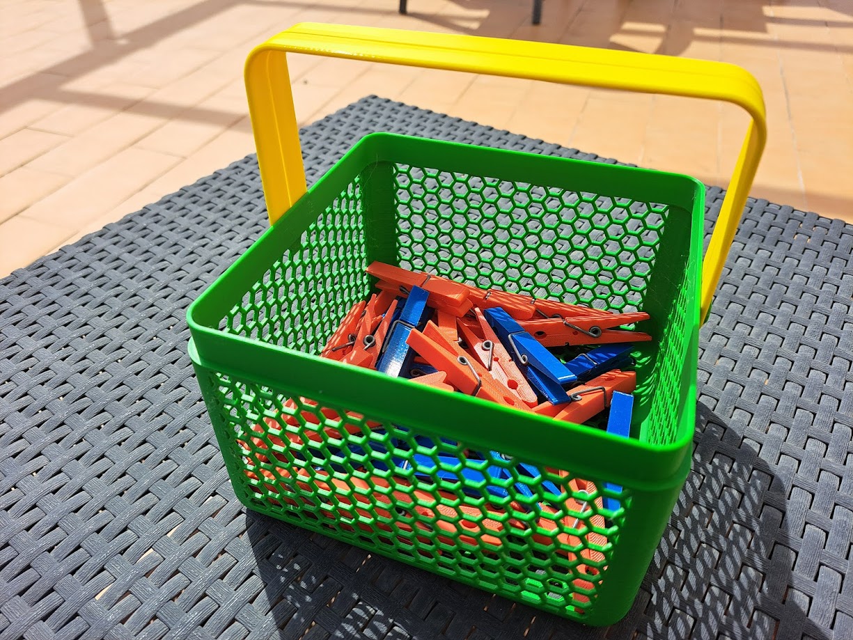 Square Basket with print-in-place handles by Ruiaxe | Download free STL ...