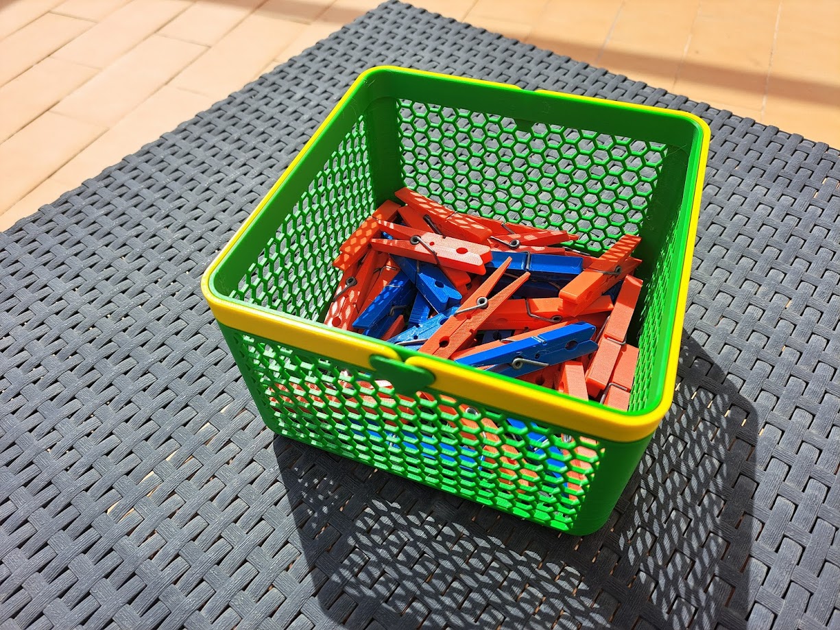 Square Basket with print-in-place handles by Ruiaxe | Download free STL ...