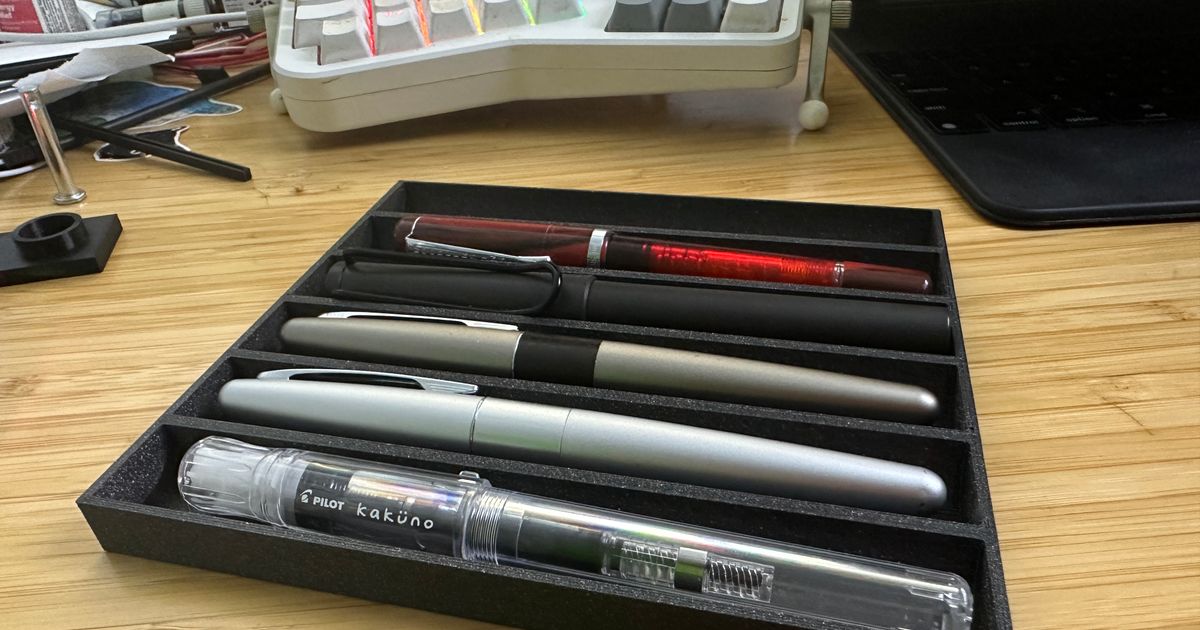 Fountain Pen Desk Tray by Breandan Dezendorf | Download free STL model ...