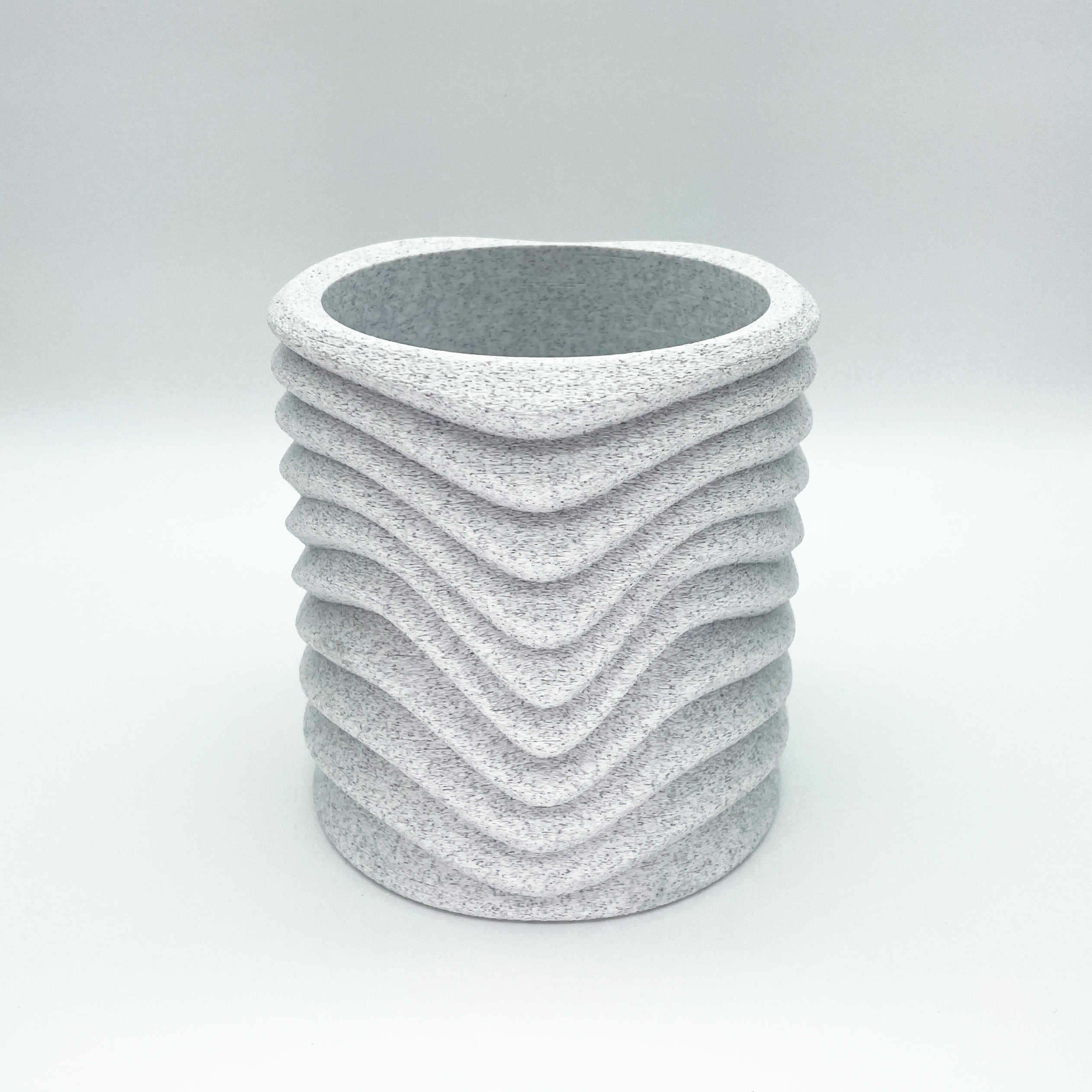 Wavy Plant Pot by 3DPrintPantry | Download free STL model | Printables.com