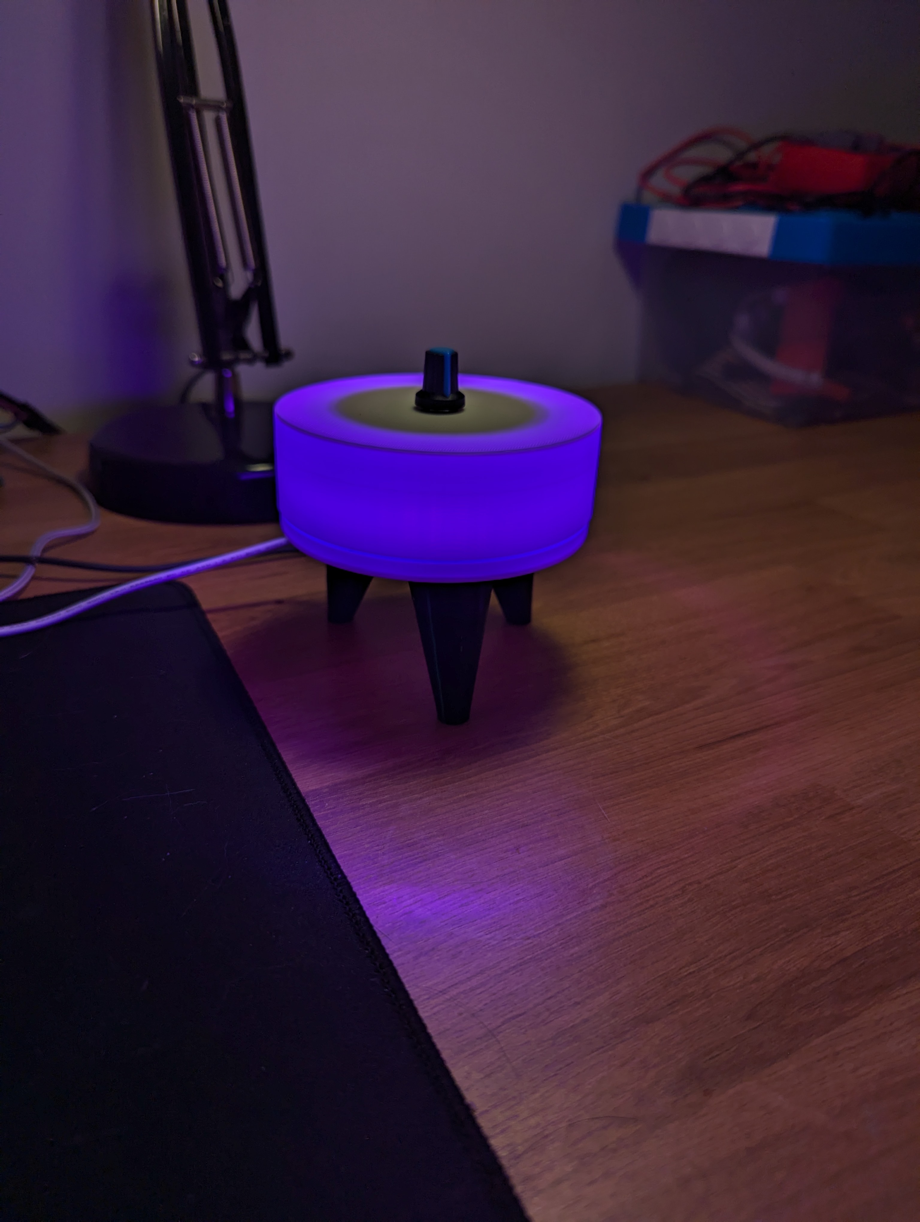 Midcentury LED Lamp by kn100 | Download free STL model | Printables.com