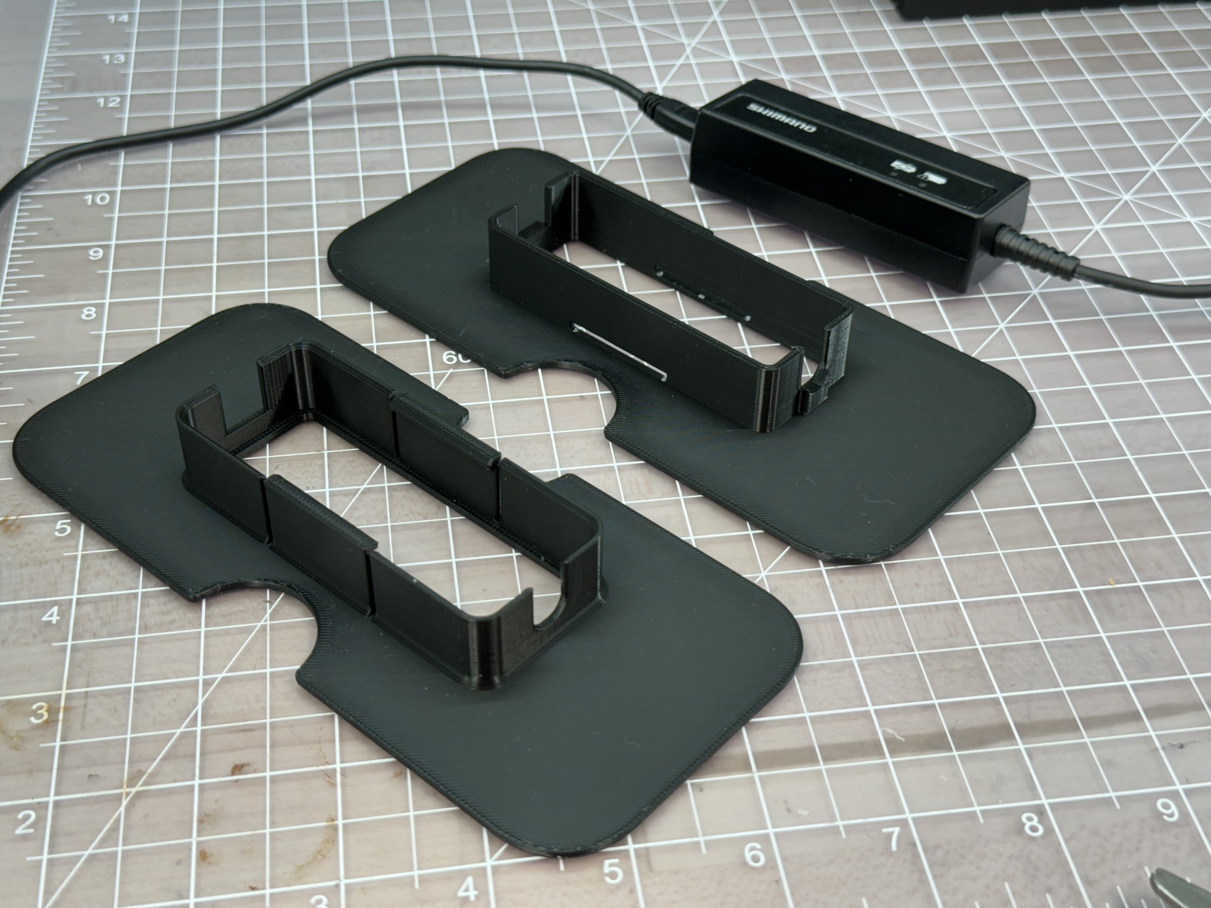 Shimano Di2 SM-BCR2 Charger Spool and Case by Adam | Download free STL ...