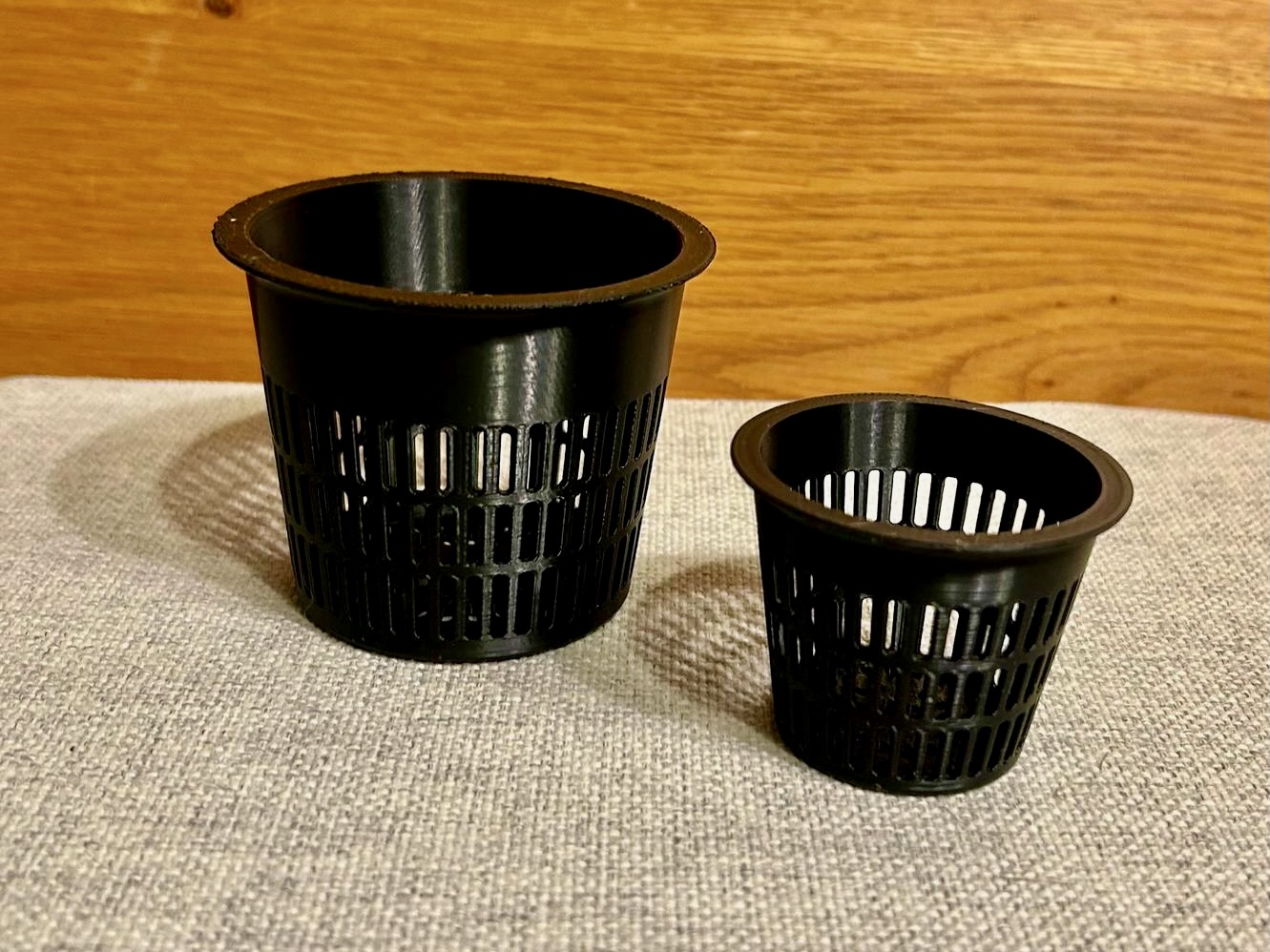 Net Pots and Holder for e.g. Hydroponic by habitaritus | Download free ...