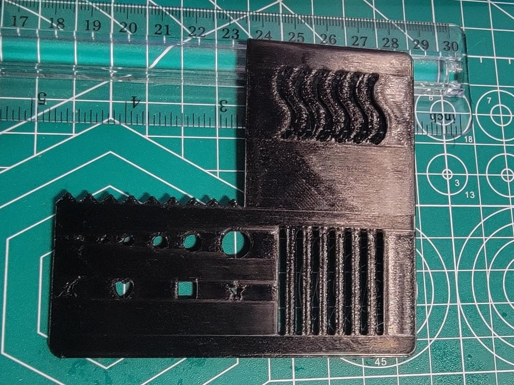 eclipse pinhole plate by Andrew Healy | Download free STL model ...