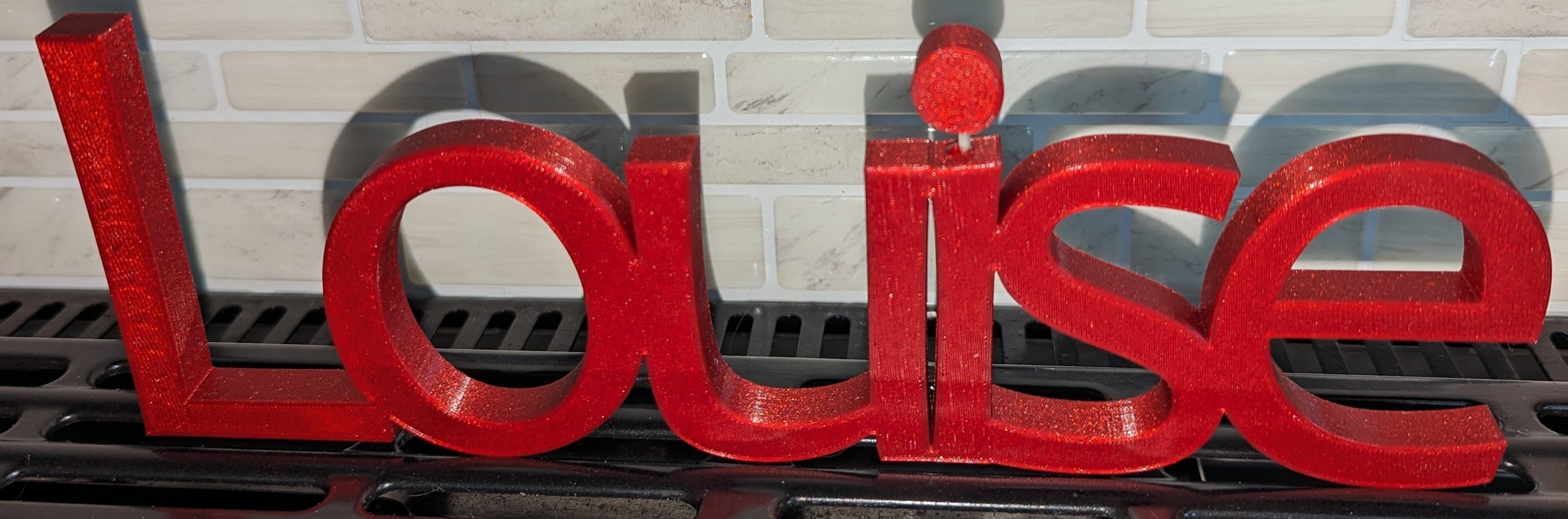 Name tag Louise in big 3D letters by Sparky79 | Download free STL model ...