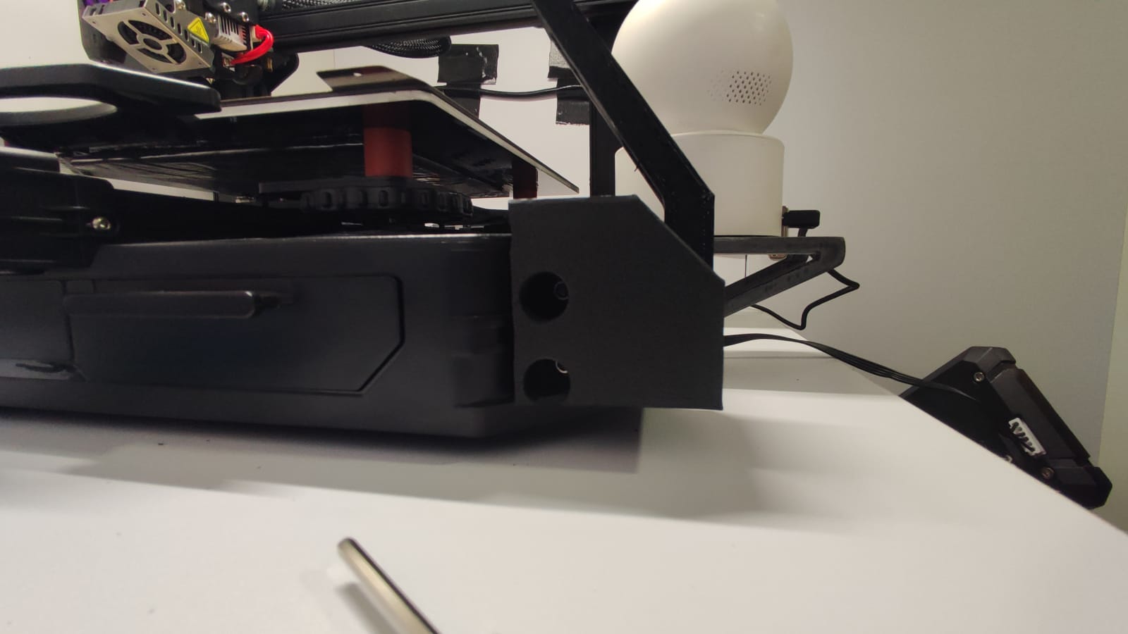 ender 3 s1 pro screen holder by leonid nahimovich | Download free STL ...