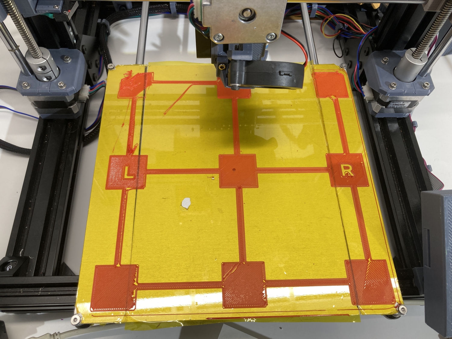 Customizable bed leveling pattern von avolkov | Kostenloses STL-Modell ...