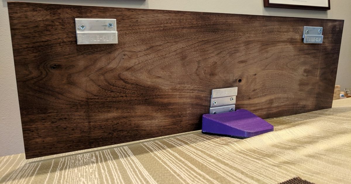 Bezel Plaque Stand by Jason "Xaqaria" McSorley | Download free STL ...