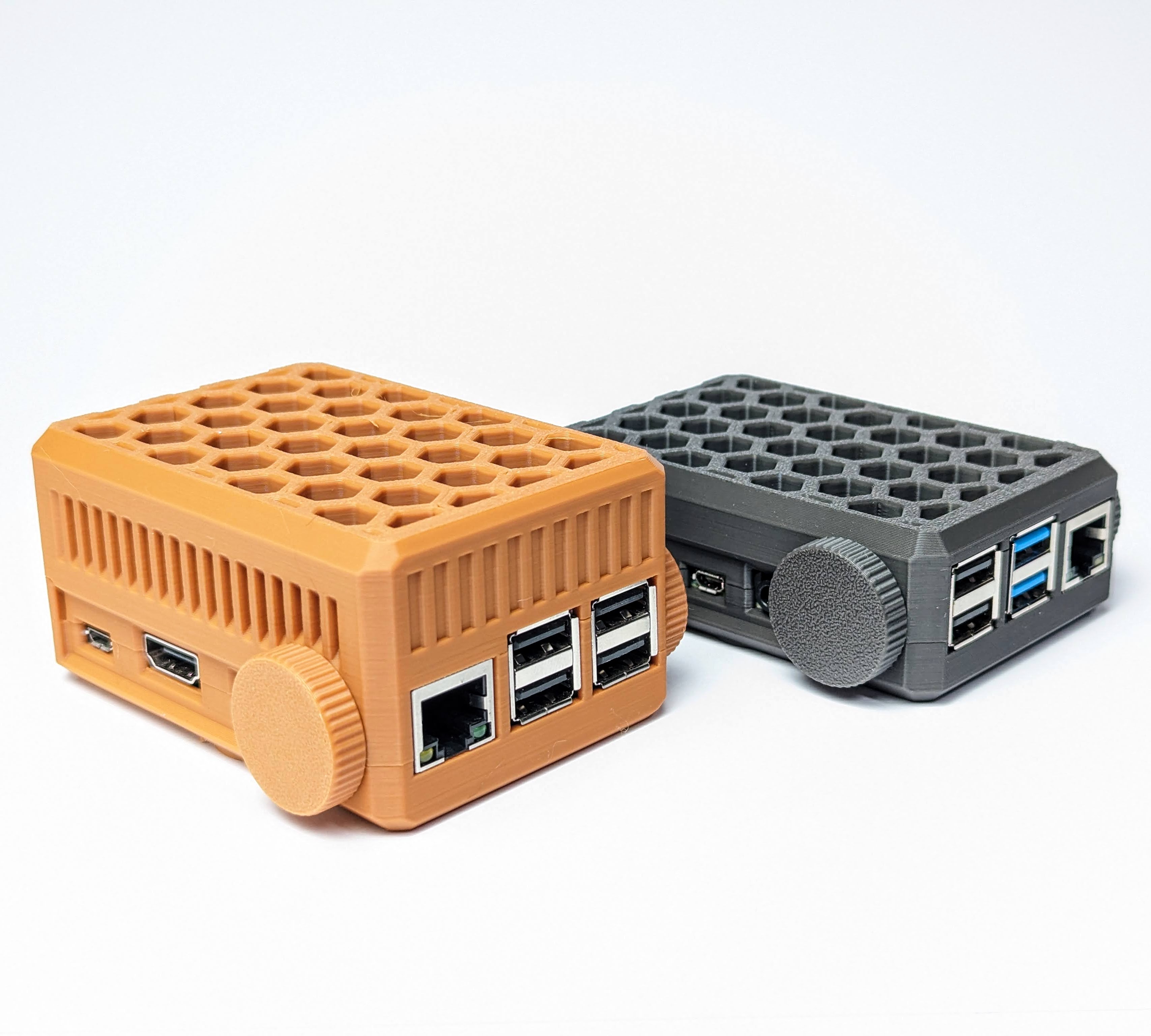 RPi3,4 and 5 Clamshell and Chonky Cases by Clockspring | Printables Store