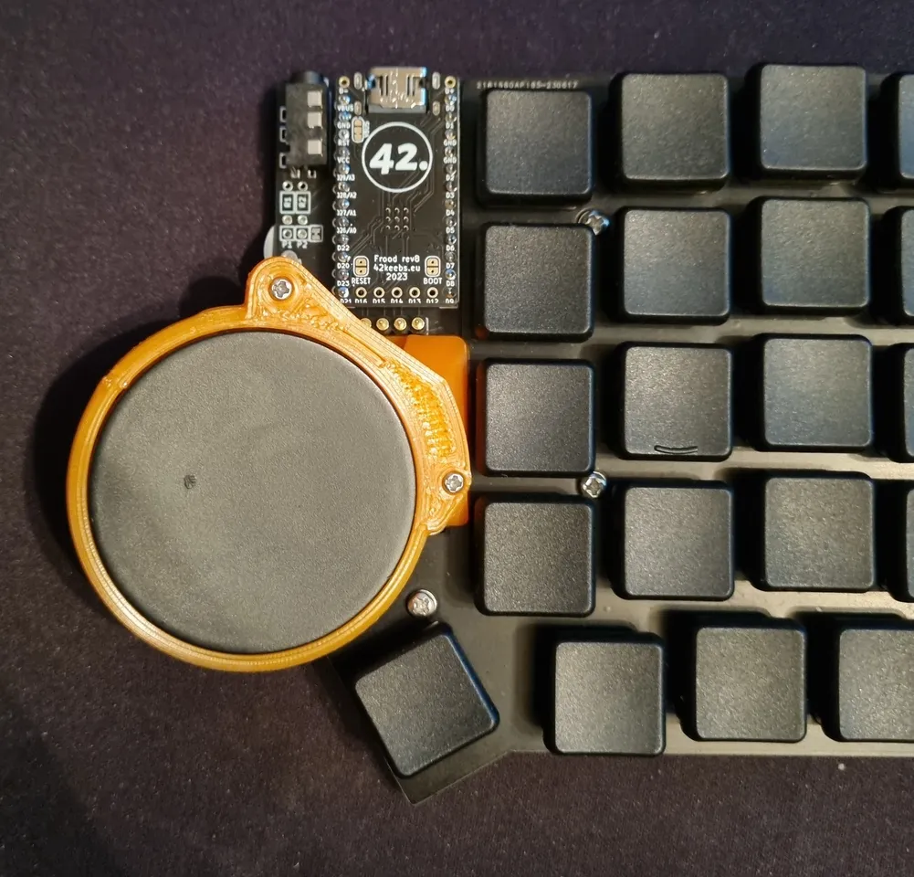 Lily58 - Trackpad Mount by korqie | Download free STL model ...