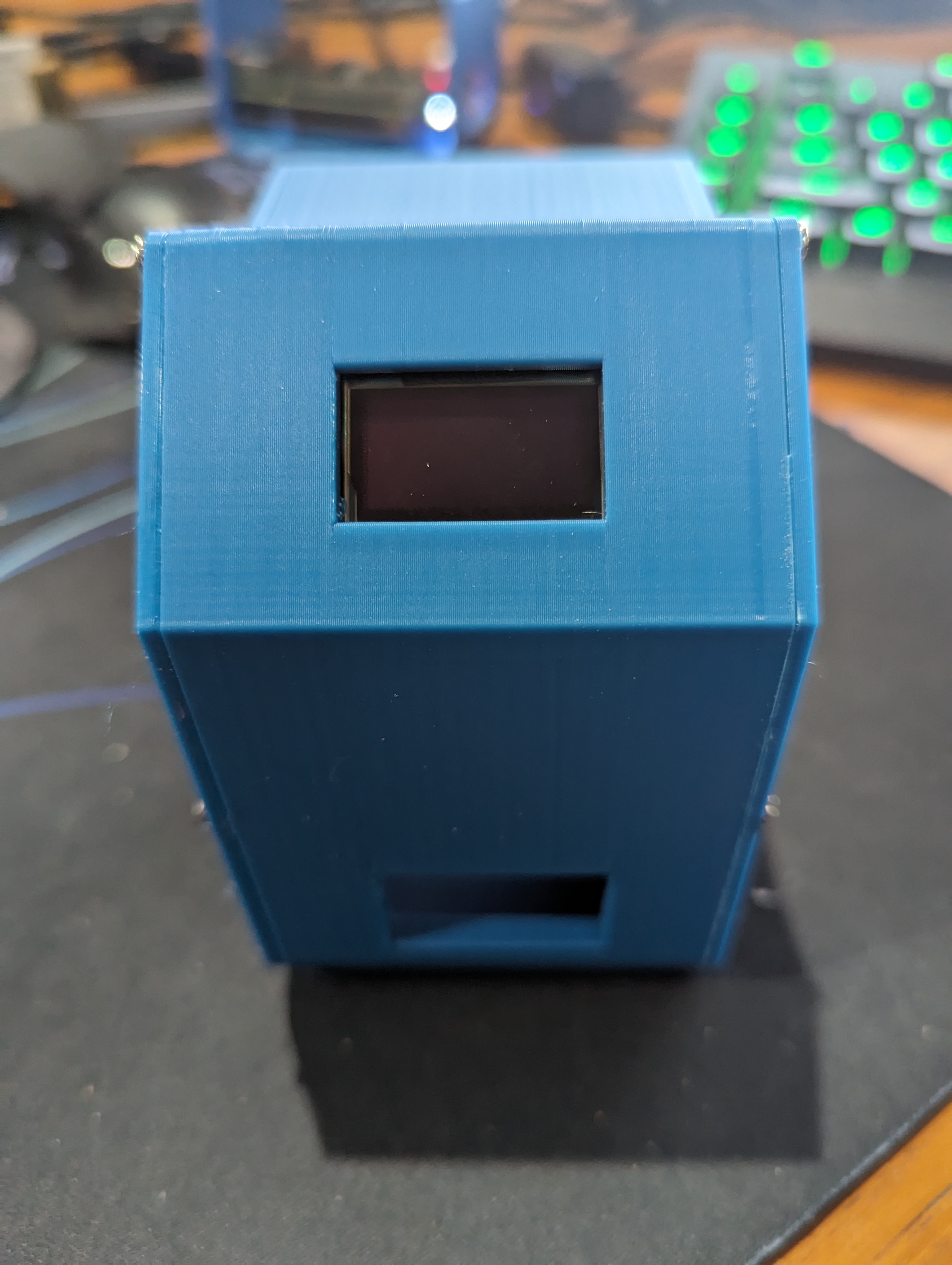 Pi 4 case with I2C OLED window by Keith Christopher | Download free STL ...