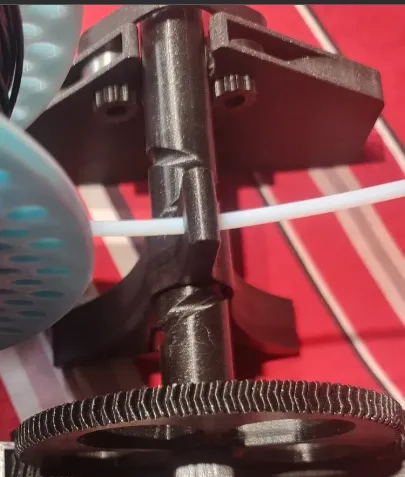 Helical Lead Screw (Fixed) by Kenton G | Download free STL model ...