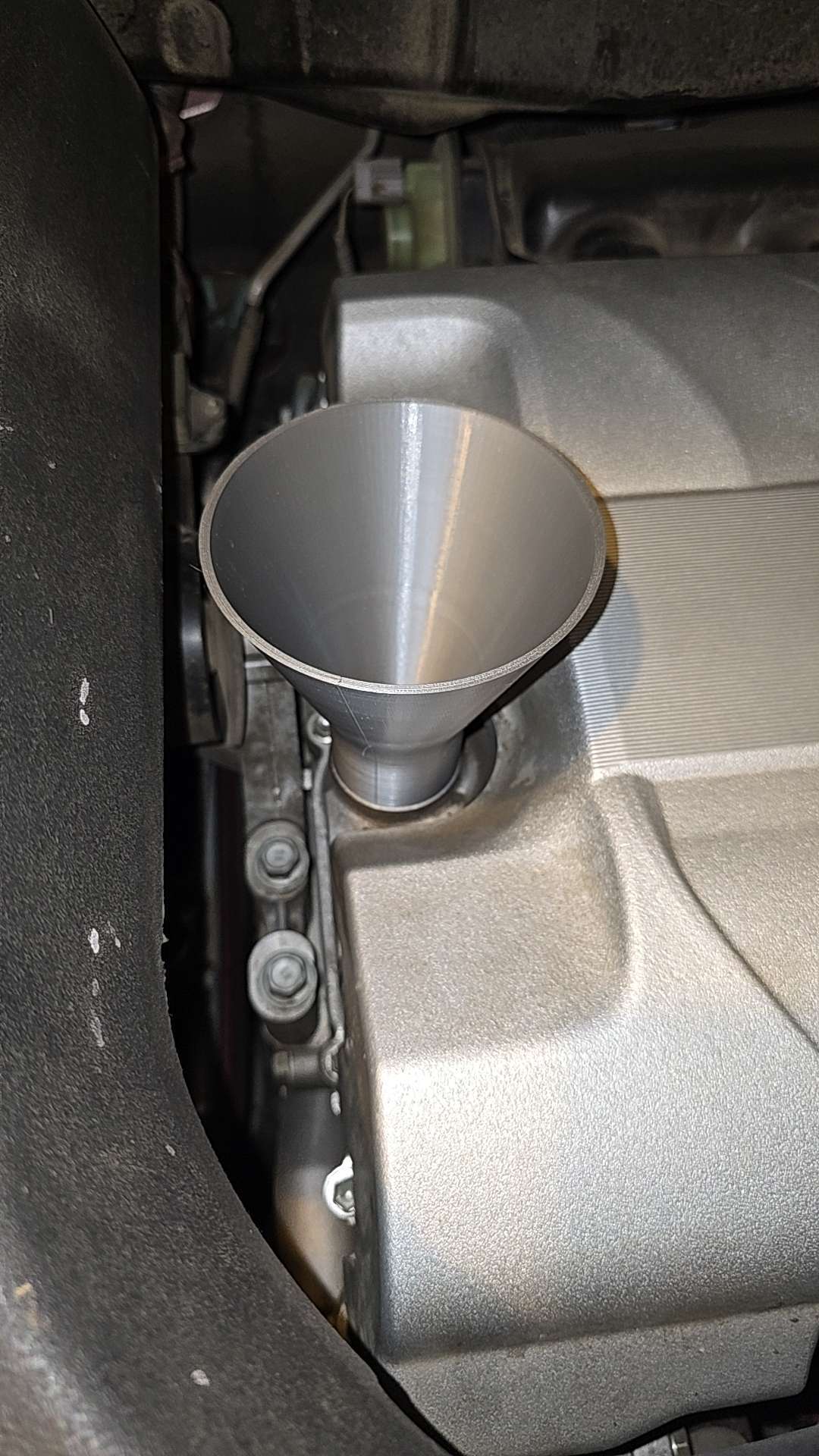 Oil funnel for Toyota cars by Alan Nguyen | Download free STL model ...