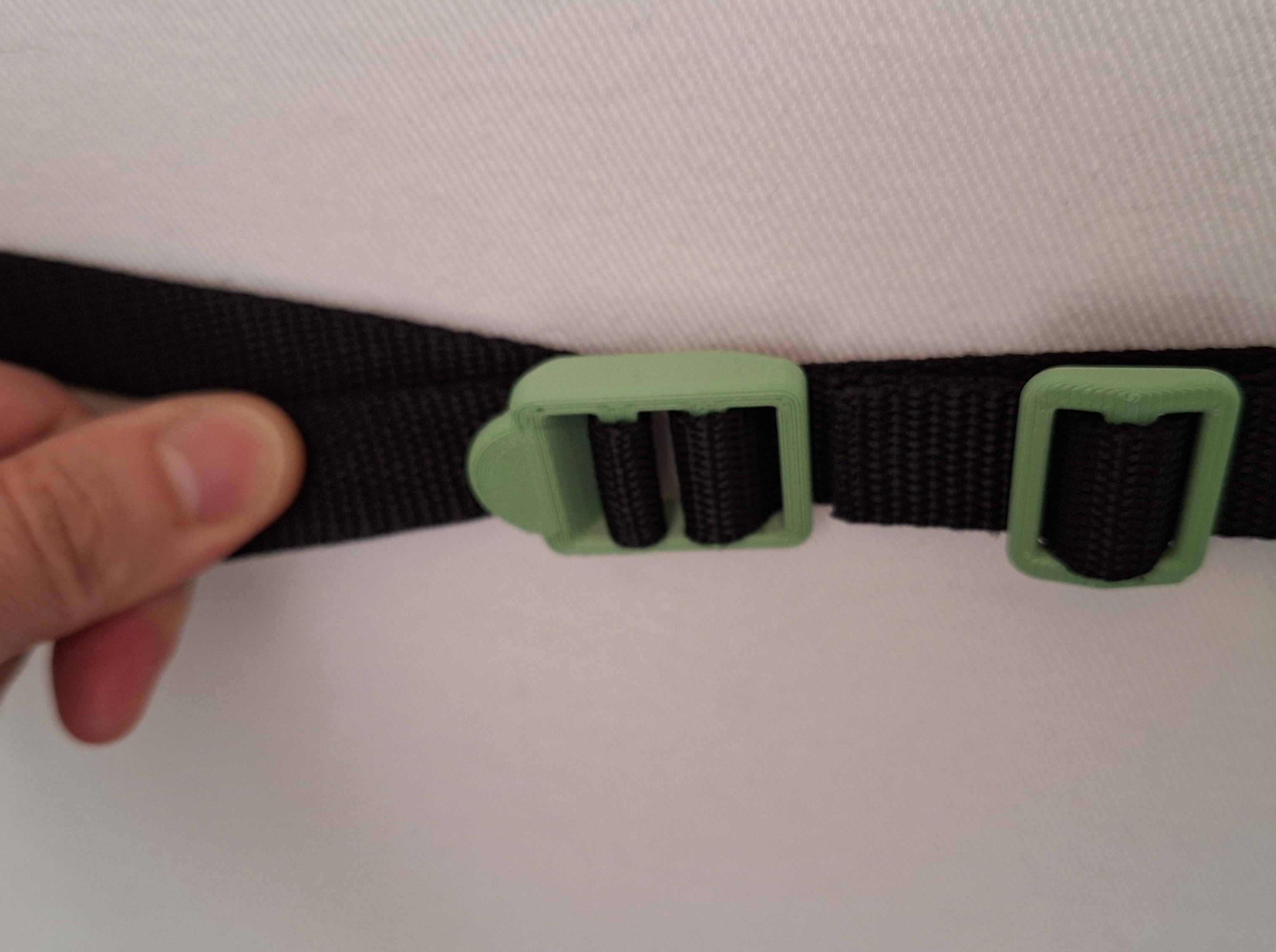 Optimized strong 20mm strap tensioner by HD_Creator | Download free STL ...