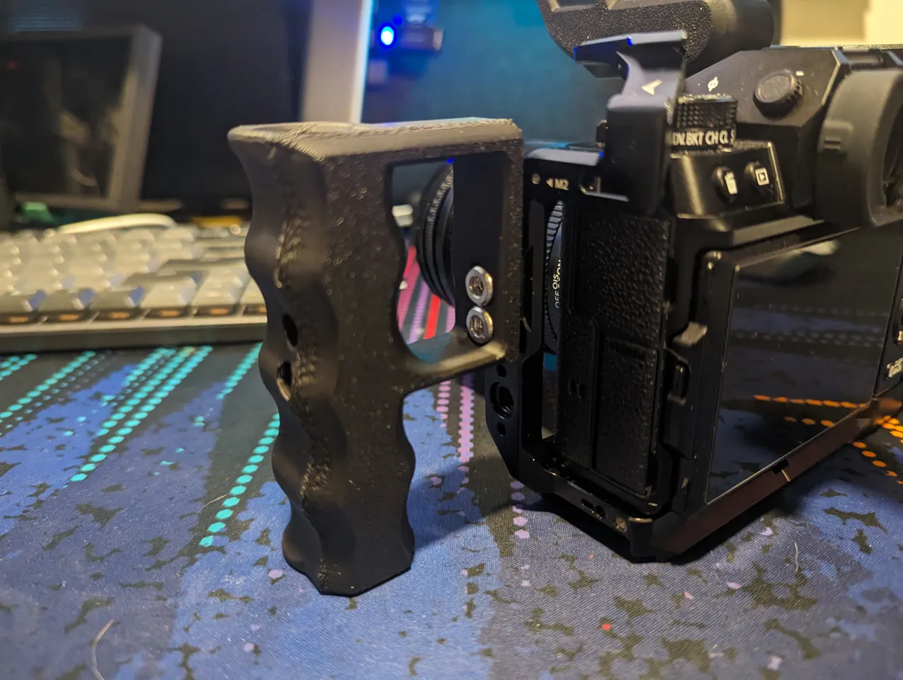 SmallRig Side Handle by Michael Mandel | Download free STL model ...