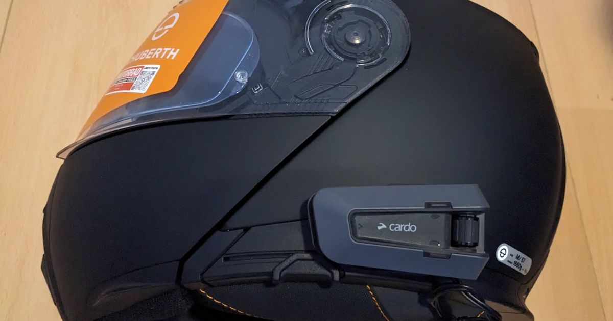 Schuberth SC2 Sena mount to Cardo Edge converter by guidosenff ...