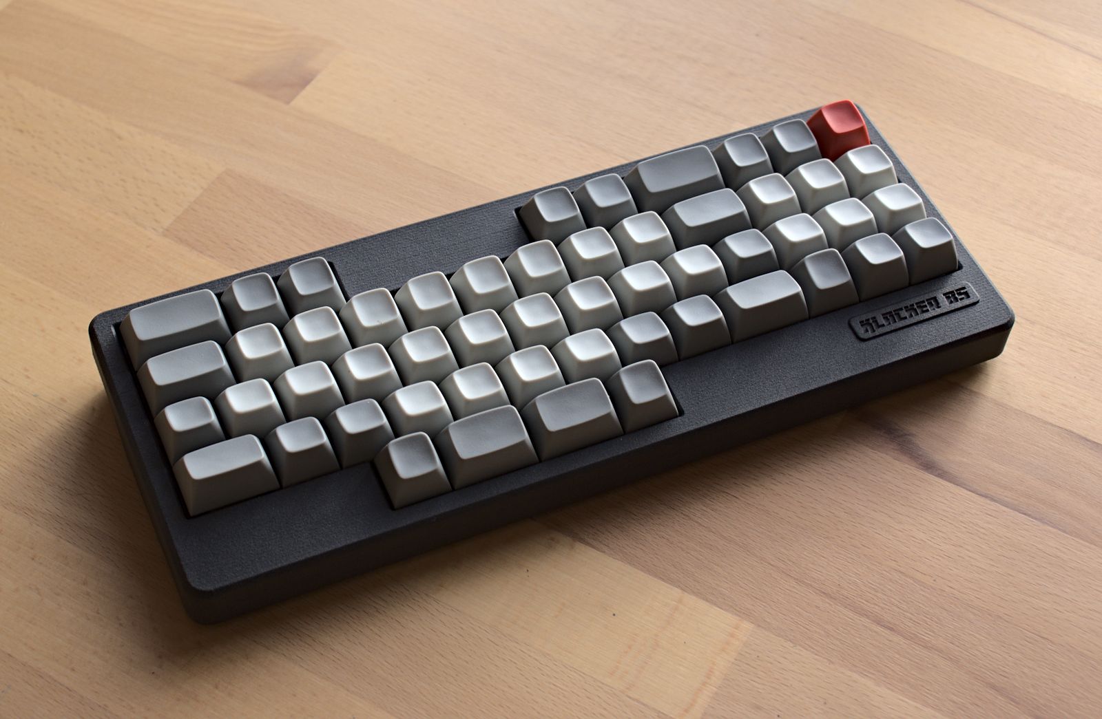 Custom ergo mechanical keyboard by Superrbennett | Download free STL ...