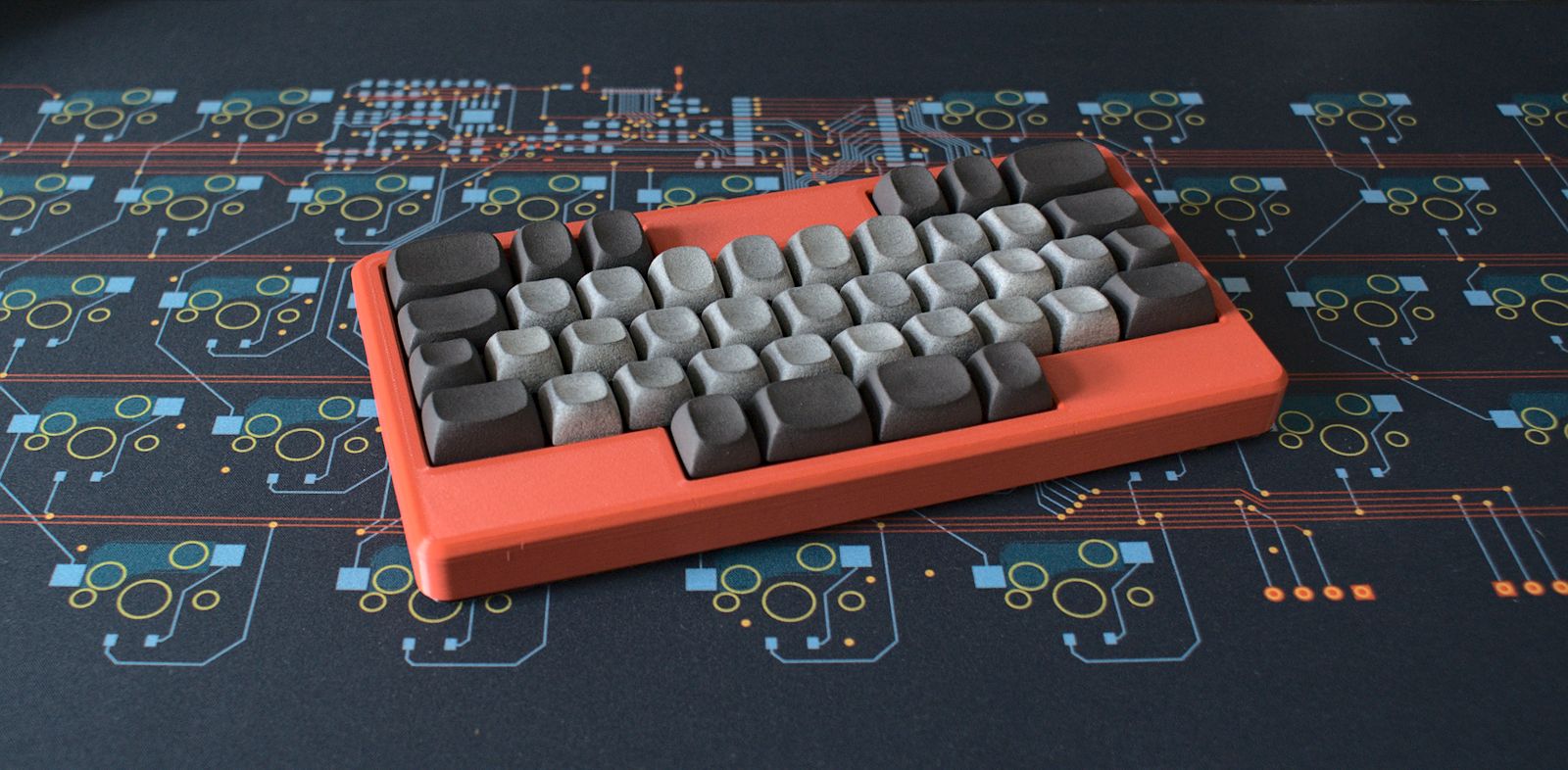 Custom ergo mechanical keyboard by Superrbennett | Download free STL ...