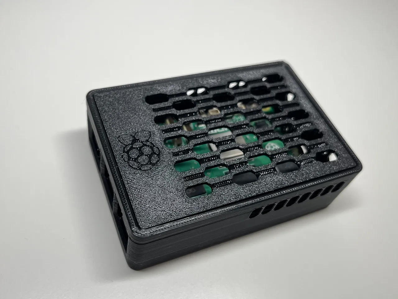 Raspberry Pi 5 Case by pressi | Download free STL model | Printables.com