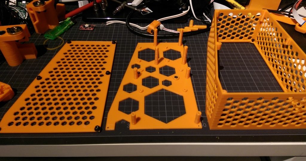 Modular electronics casing for Anet A8 (MOSFET, RPi, 4 relay module ...