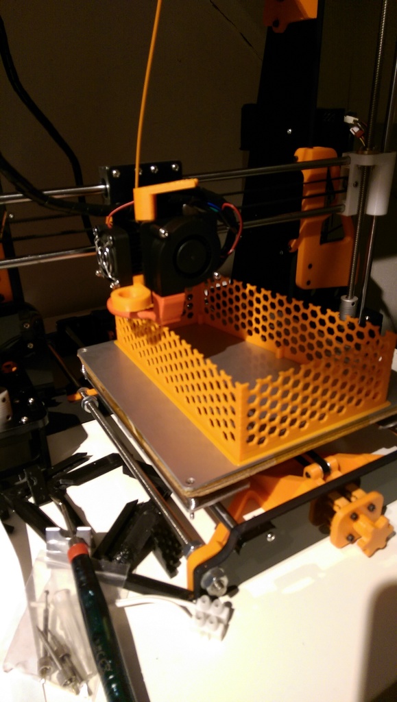 Modular electronics casing for Anet A8 (MOSFET, RPi, 4 relay module ...