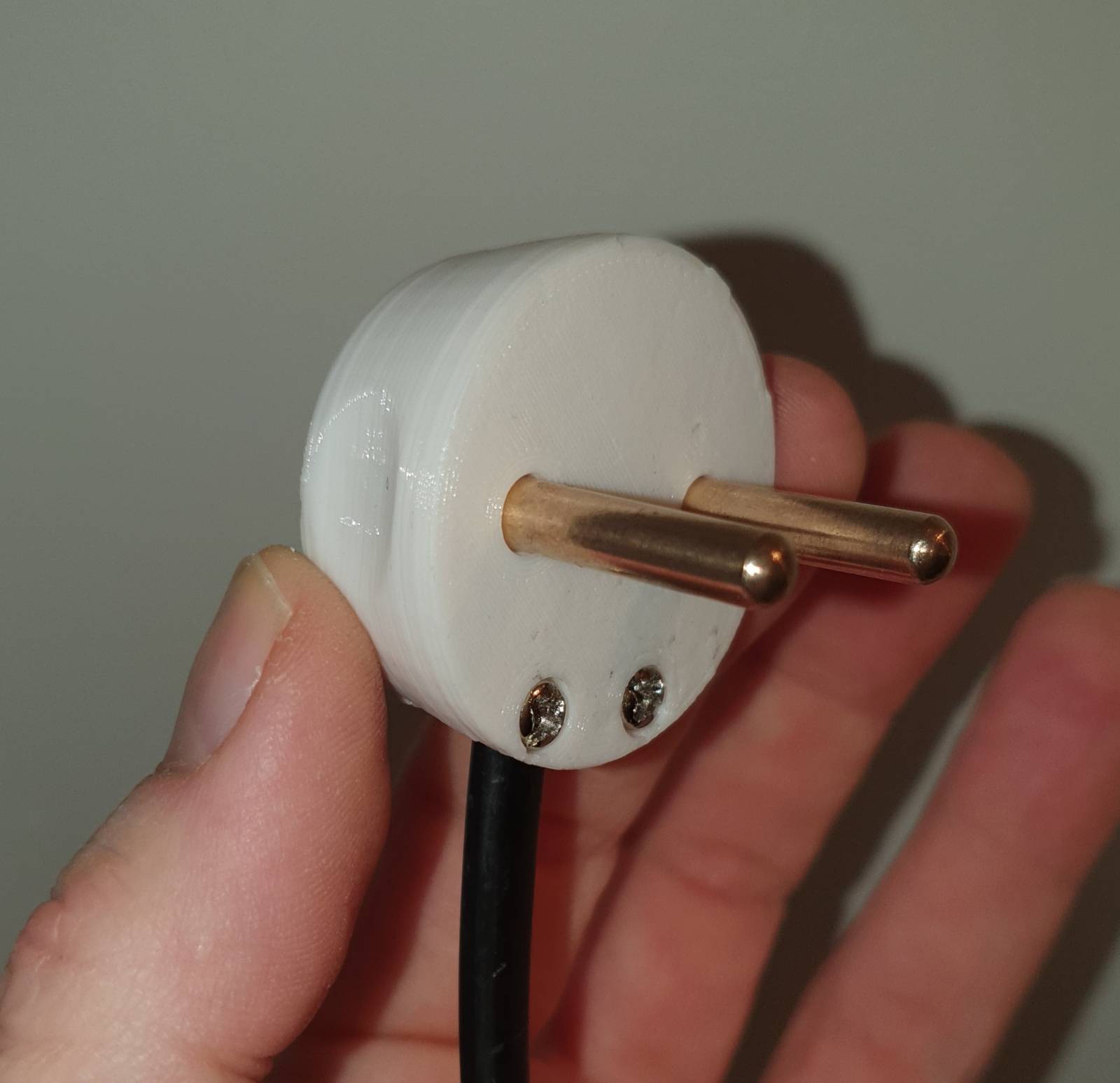 Ultra-slim power plug for Danish sockets by floe | Download free STL ...