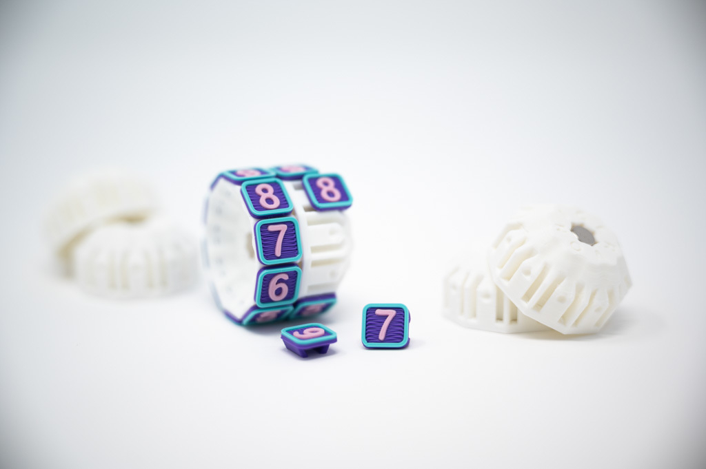 The Ultimate Spin Down Counter System (MTG, DND, or any other game you ...