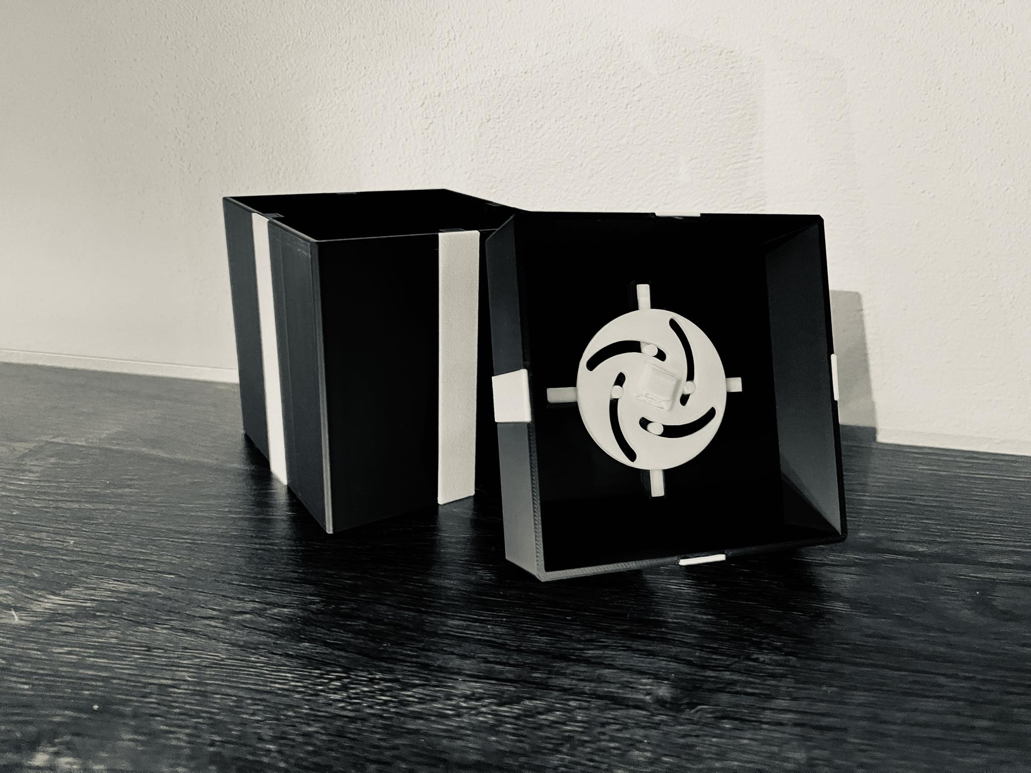 2 Types - Present box with lock by Invexpo | Download free STL model ...