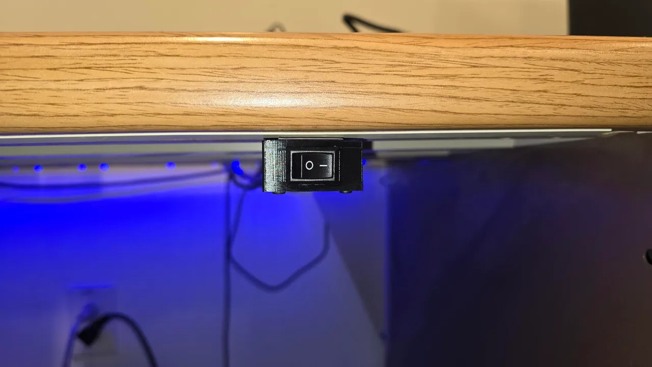 Small Switch Box by Blake | Download free STL model | Printables.com