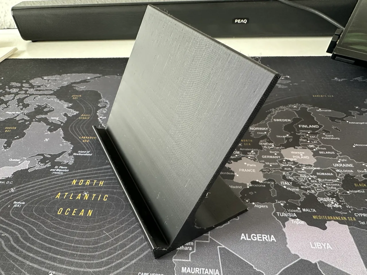 Portable Monitor Holder by kgierke | Download free STL model ...