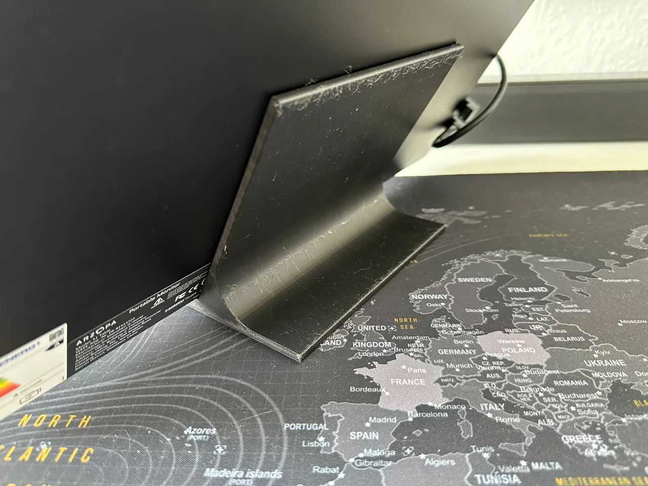 Portable Monitor Holder by kgierke | Download free STL model ...