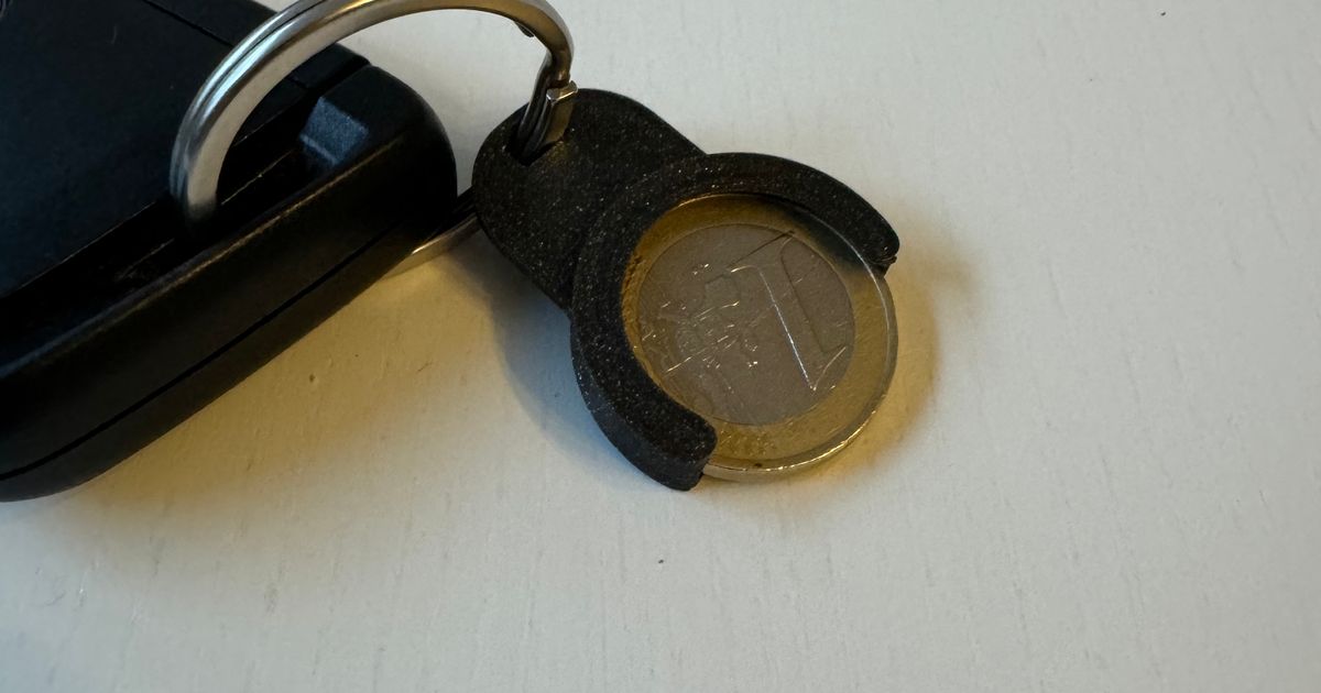 Coin holder as a key chain by LKaktus23 | Download free STL model ...