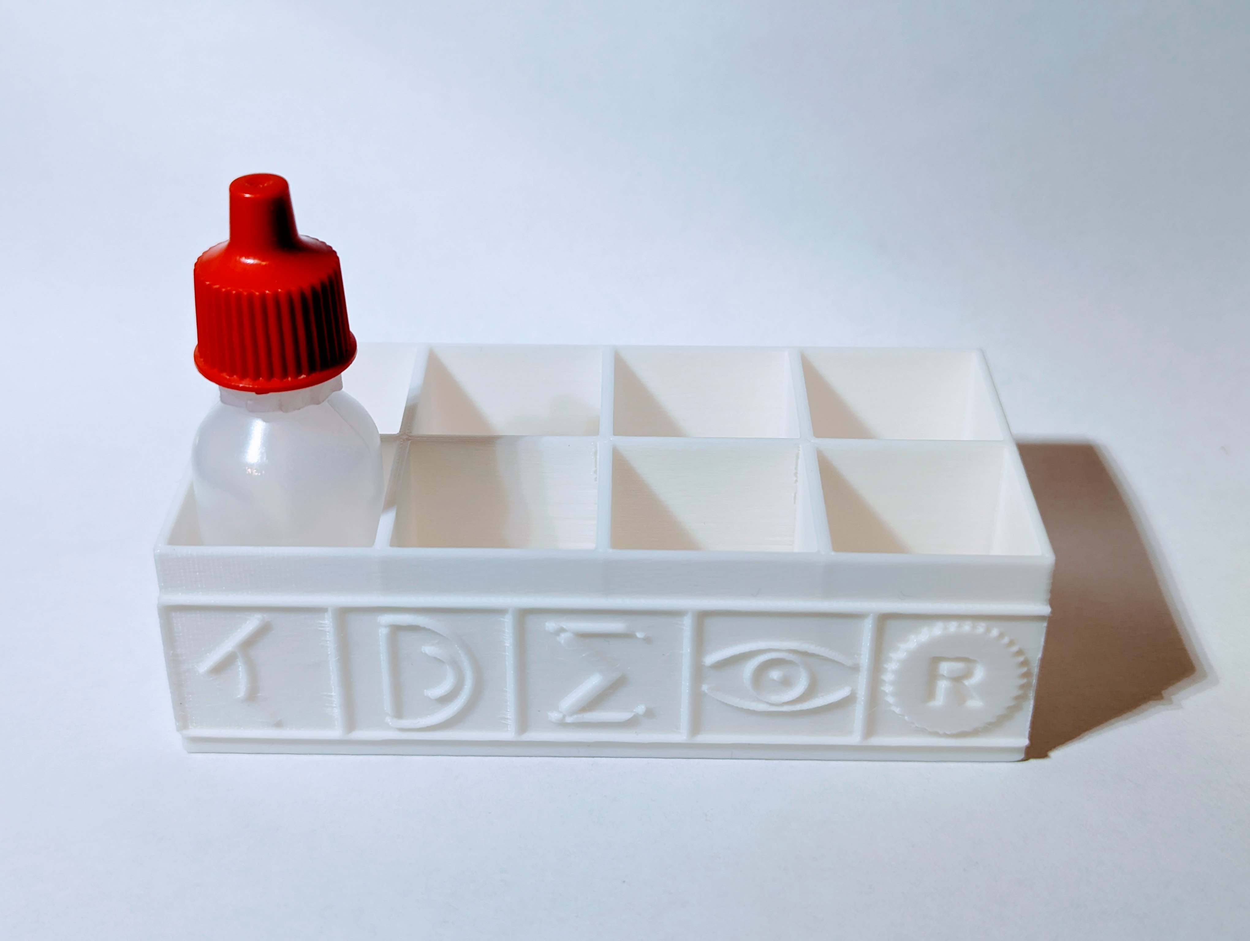 Optometry: Eye drop holder (for TPAs) by vivacello | Download free STL ...