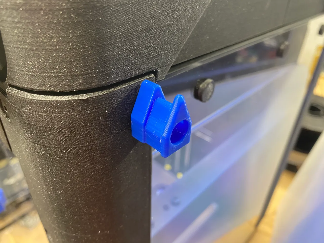 Flashforge Adventurer 5M (AD5M) Side Cutter Mount v1.0 by Doug Joseph ...