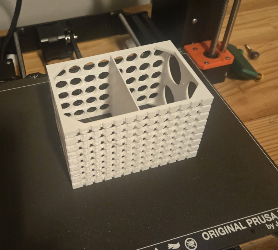 4 Way Tube Rack by blackwinged_zero | Download free STL model ...