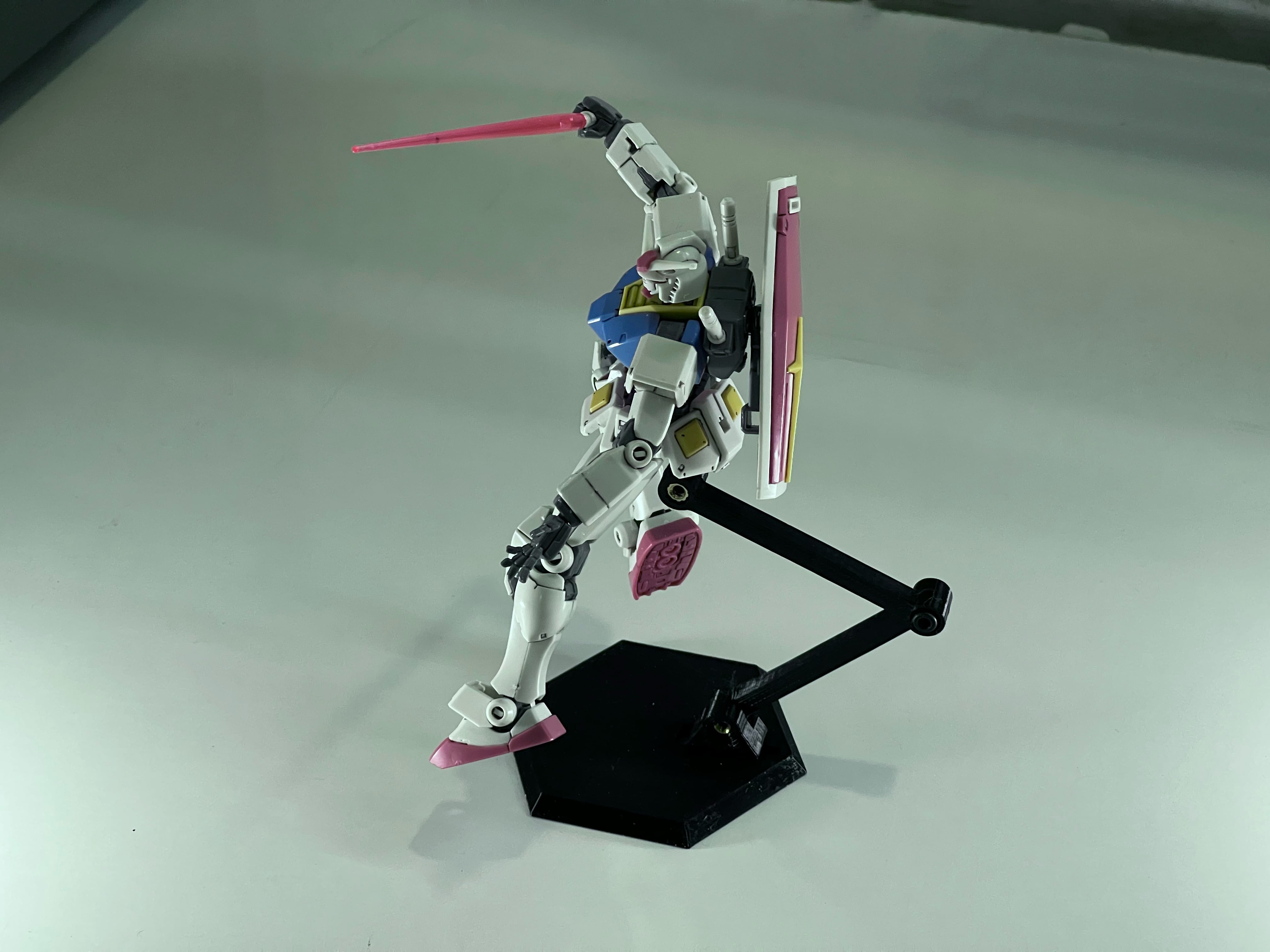 Minimalism Gundam Stand Base by ryandam | Download free STL model ...