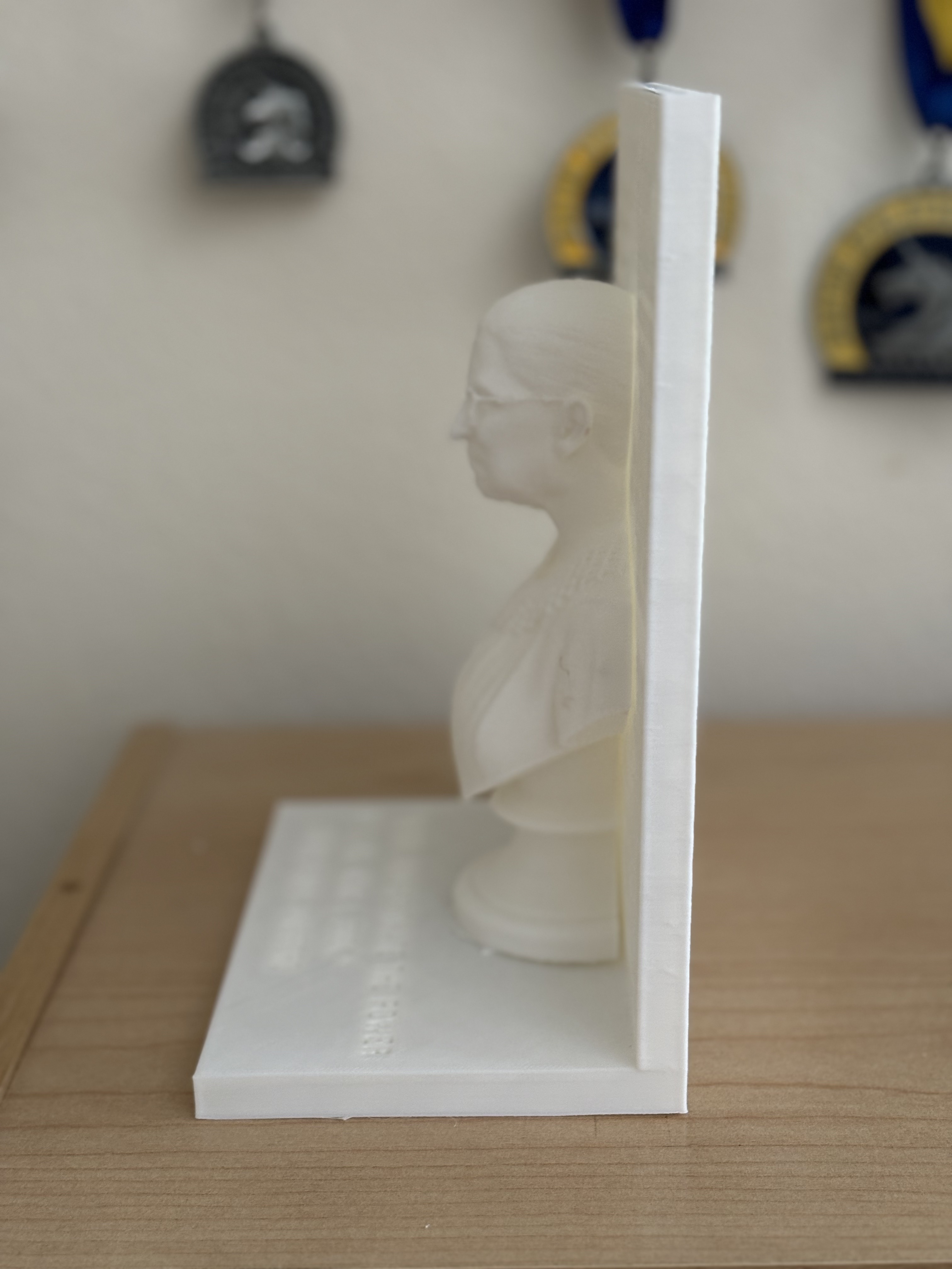 RBG bust Book End by Philip Reed | Download free STL model | Printables.com