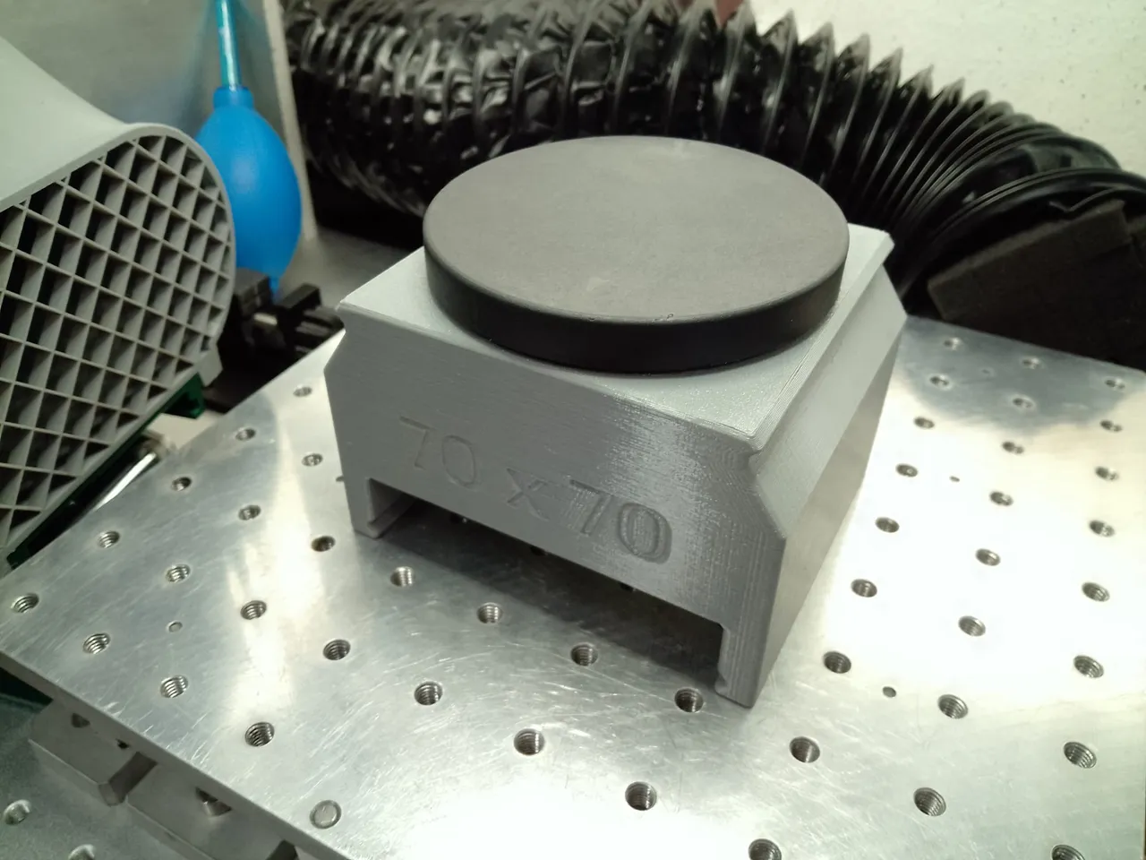 Stackable fiber laser lens holder by DeeDee | Download free STL model ...